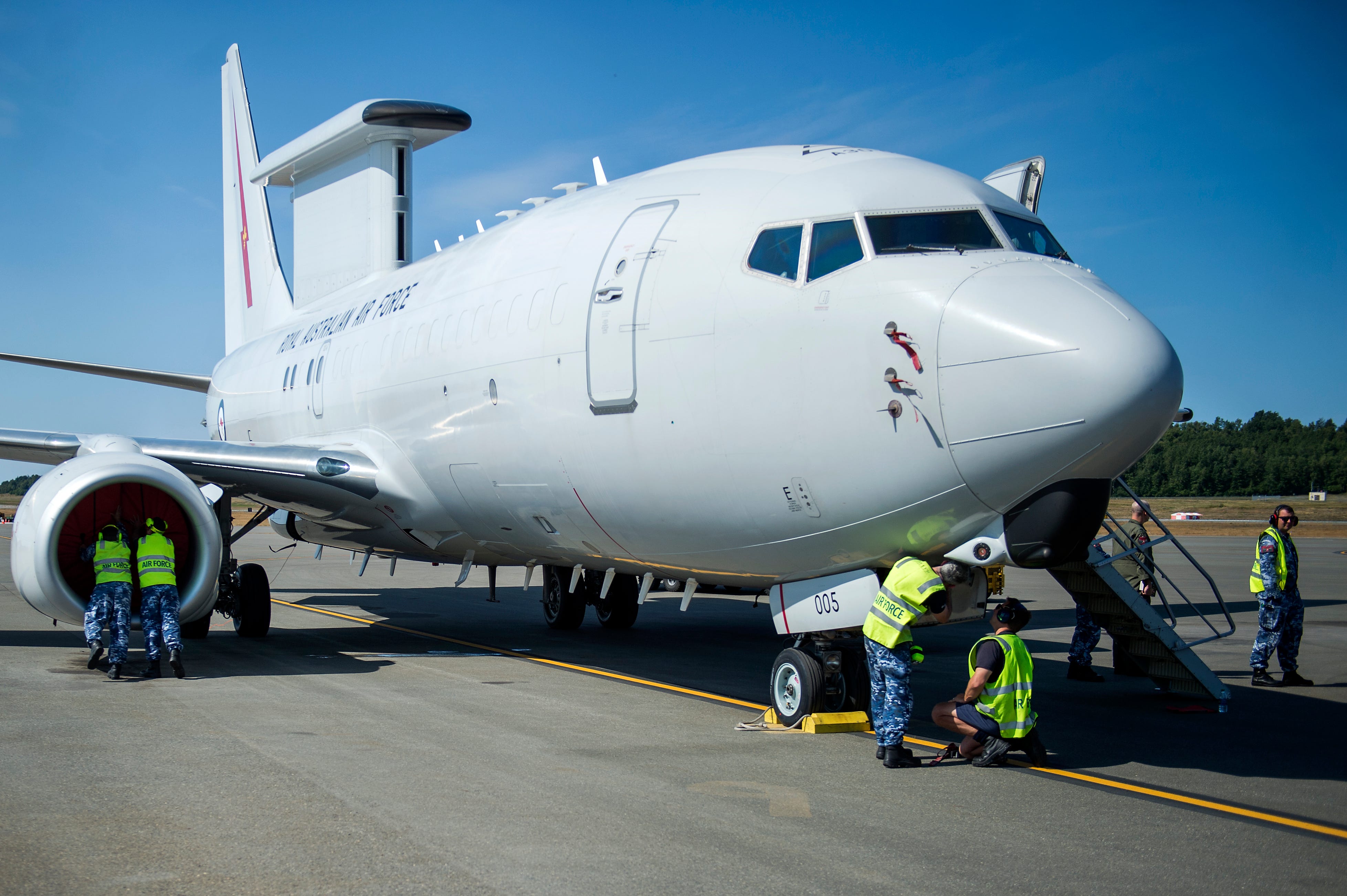 Australia’s E-7 Wedgetail AWACS is the Future of Airborne Command and ...