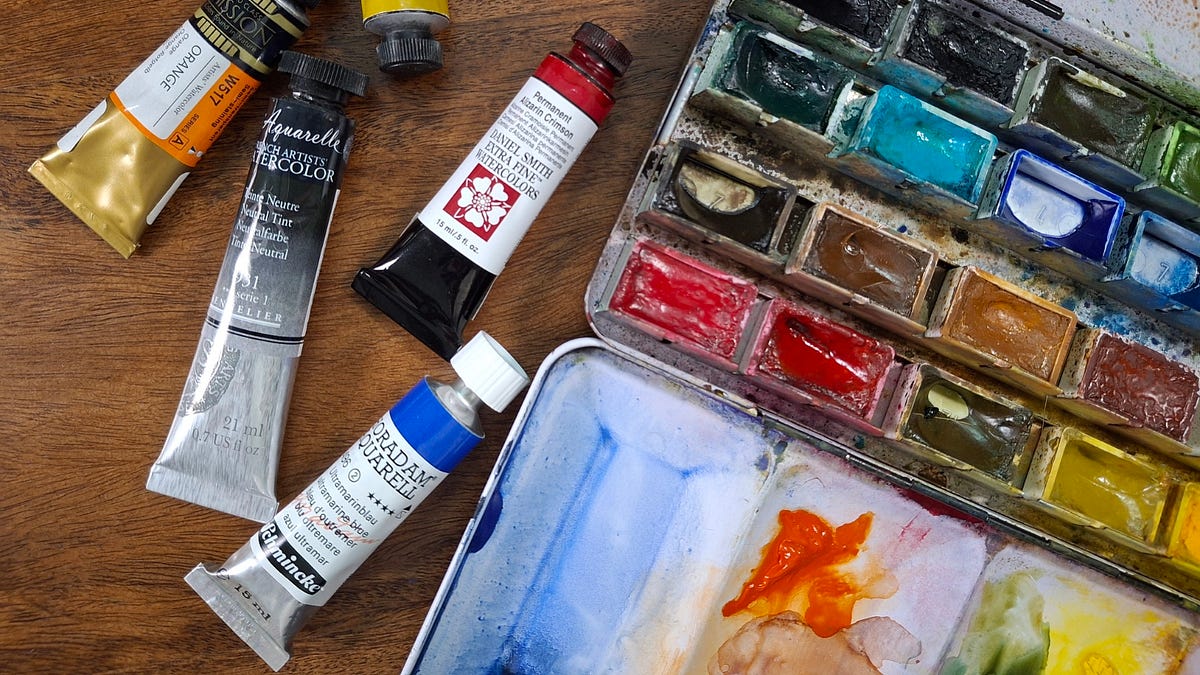 Watercolor Tubes vs. Pans: Which One is Right for You?