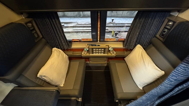 Amtrak: The Good, the Bad, and the Ugly - AndyBTravels