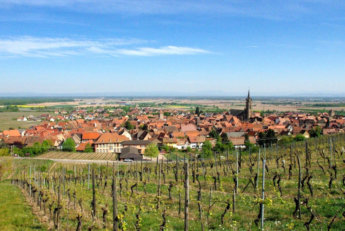 Votre échappée en Alsace-Lorraine : un bourg d'Alsace, traité ...