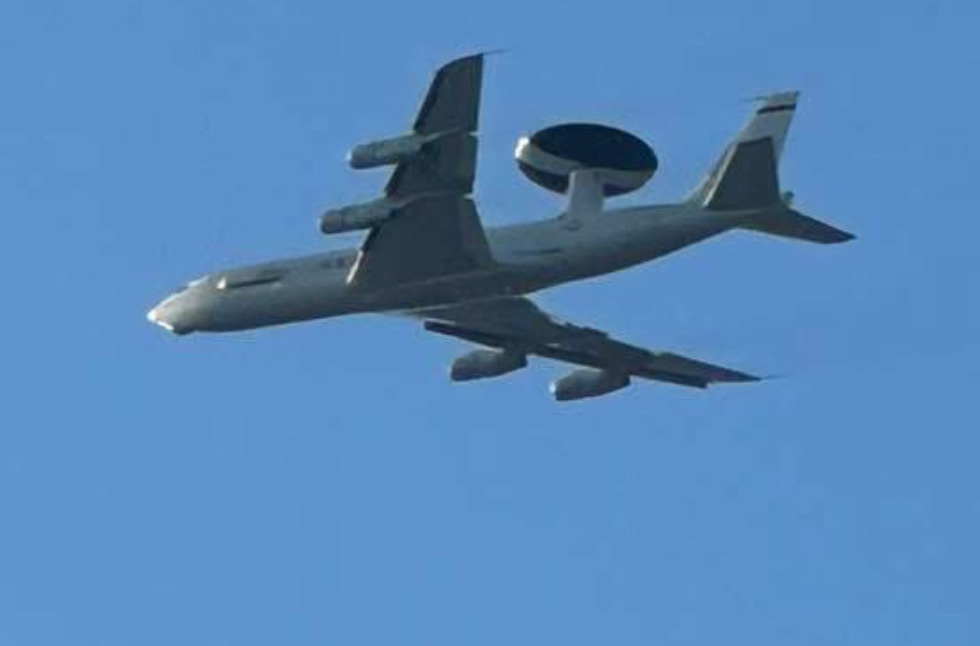 U.S. AWACS* Spotted Flying Over Ottawa - Unspoken Tensions Brewing ...