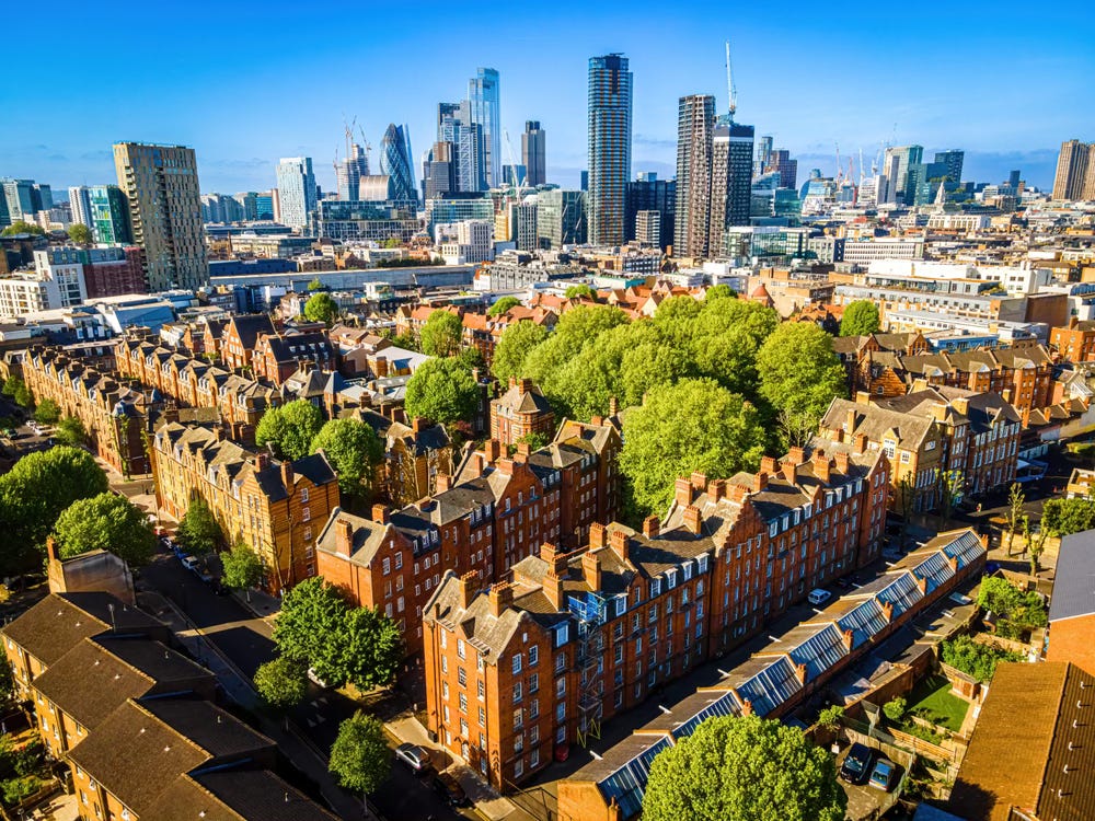 how big is tower hamlets