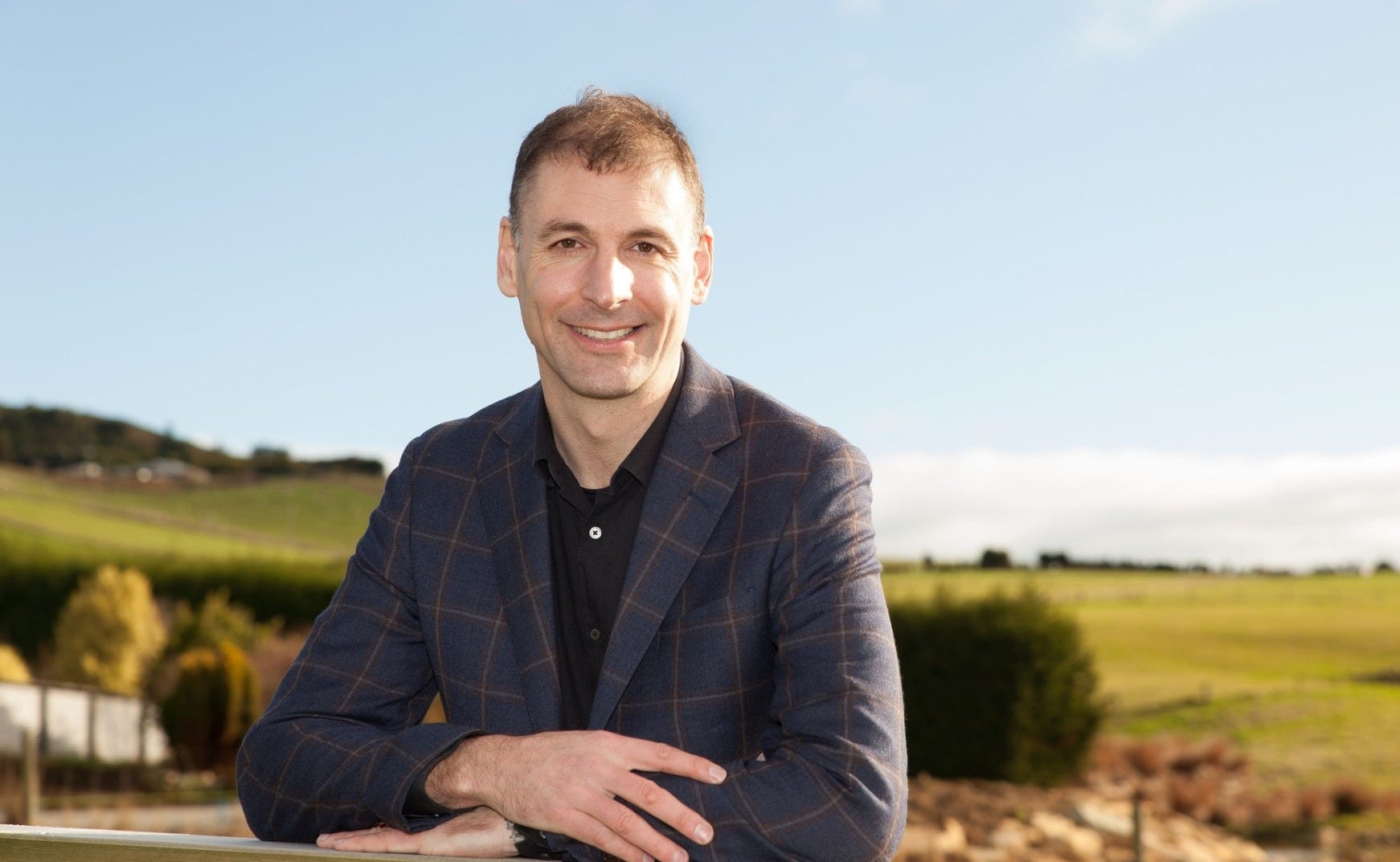 Commanding victory as Scott returns as Southland mayor