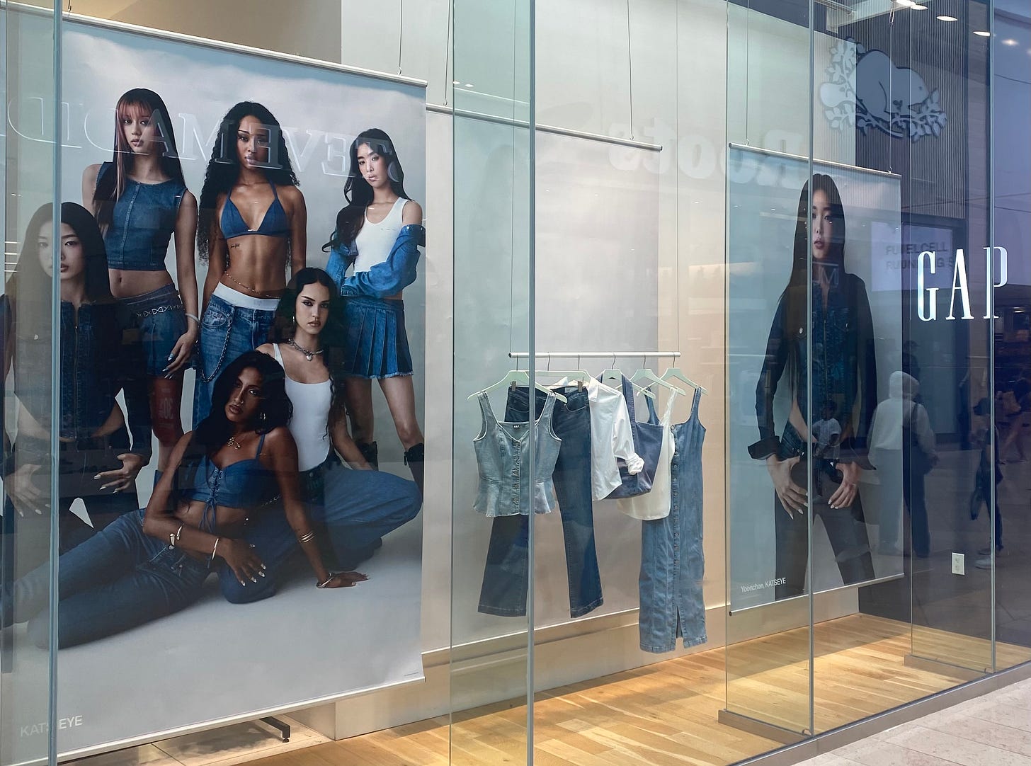 Denim Wars: American Eagle vs. Gap - by Bruce Winder