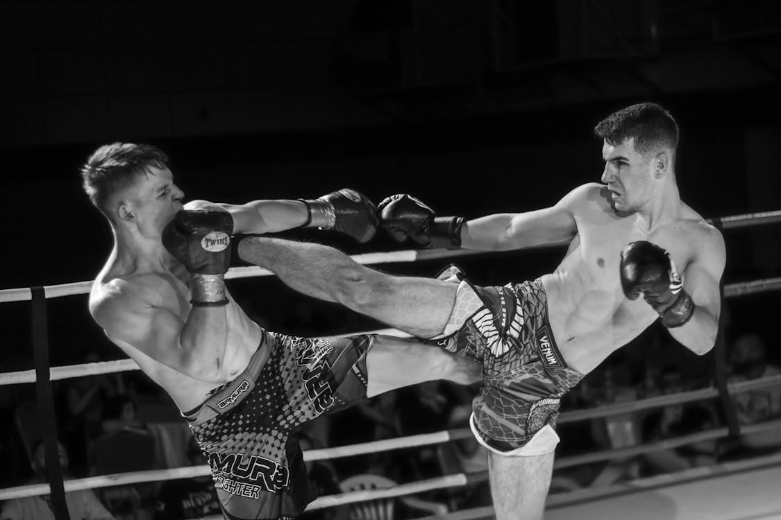 The Evolution of Violence: Fighting and sex differences