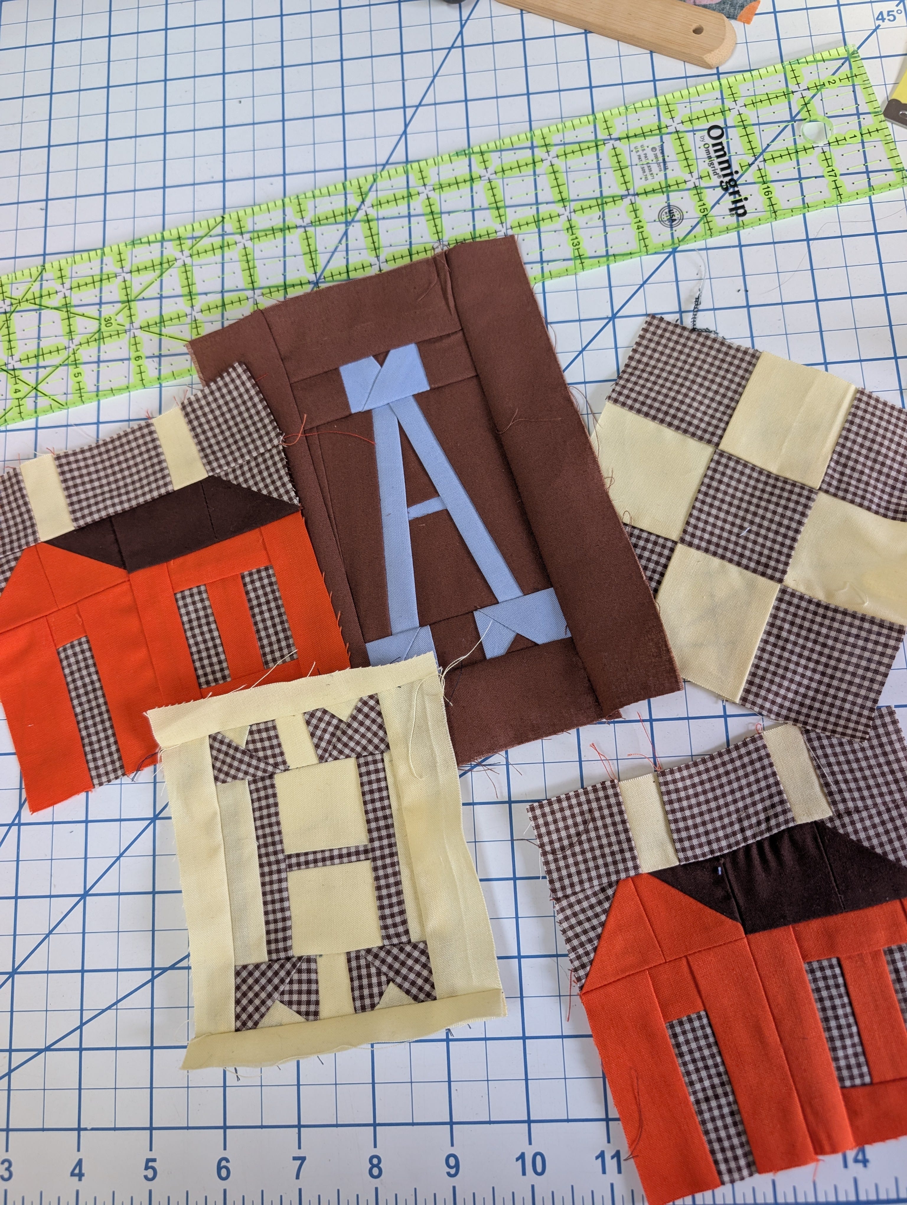 Sadie Egan (@ordinarythrills): "On my sewing table this week: obsessing ...