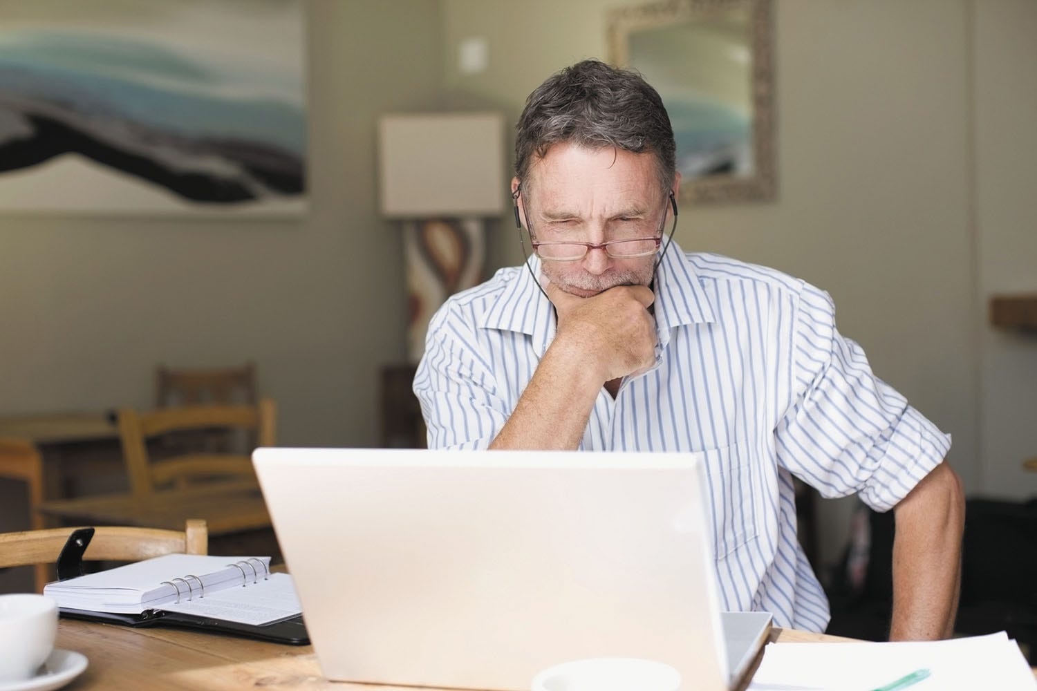 Mindfulness and Neuroplasticity: 3 Ways It Rewires Your Brain