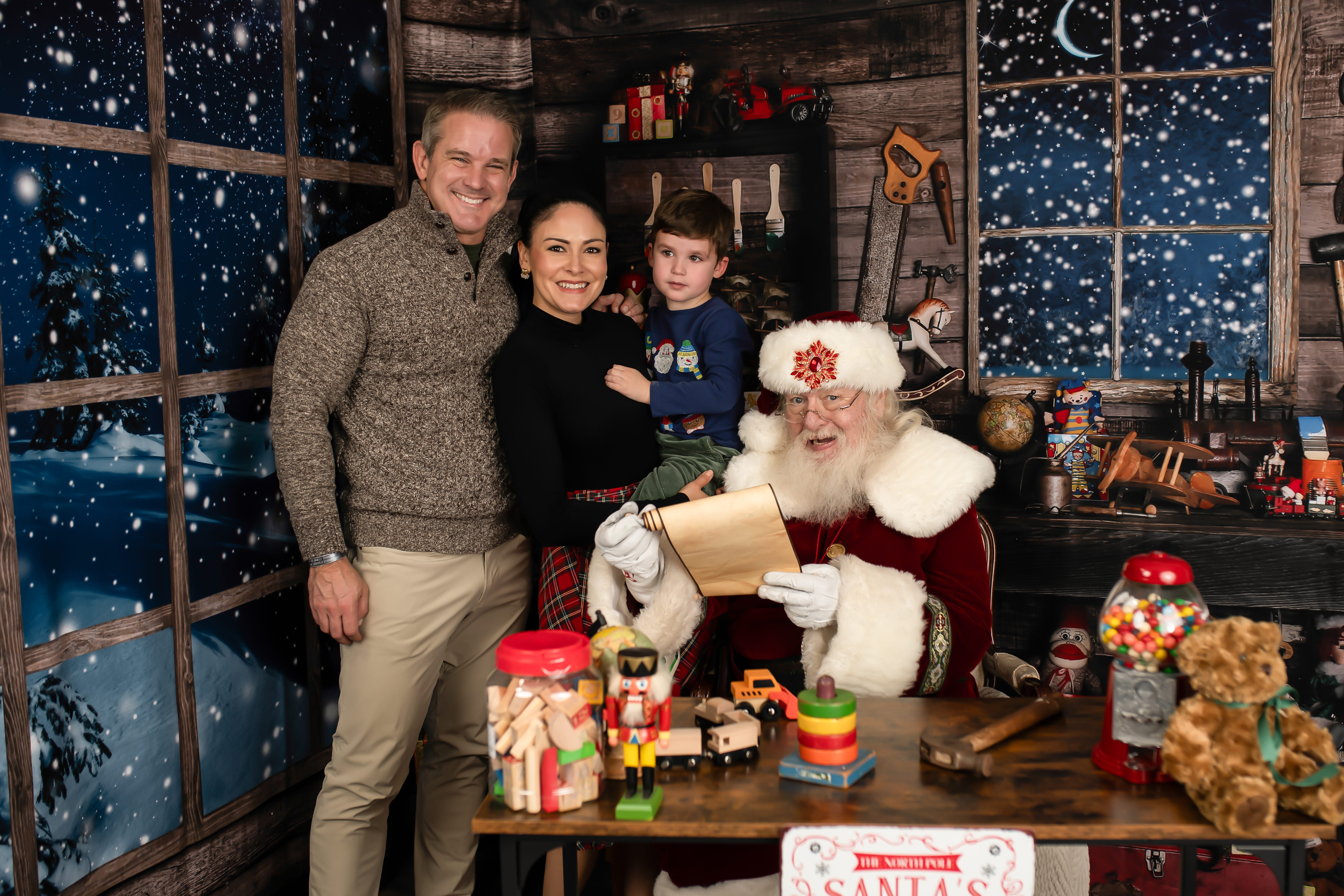 Merry Christmas From the Kinzingers! - Adam Kinzinger