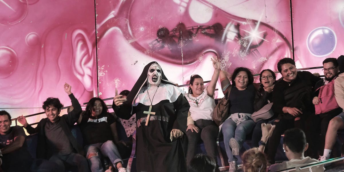 ¡La Monja regresa a Cancún! Espectaculares García confirma la Feria ...