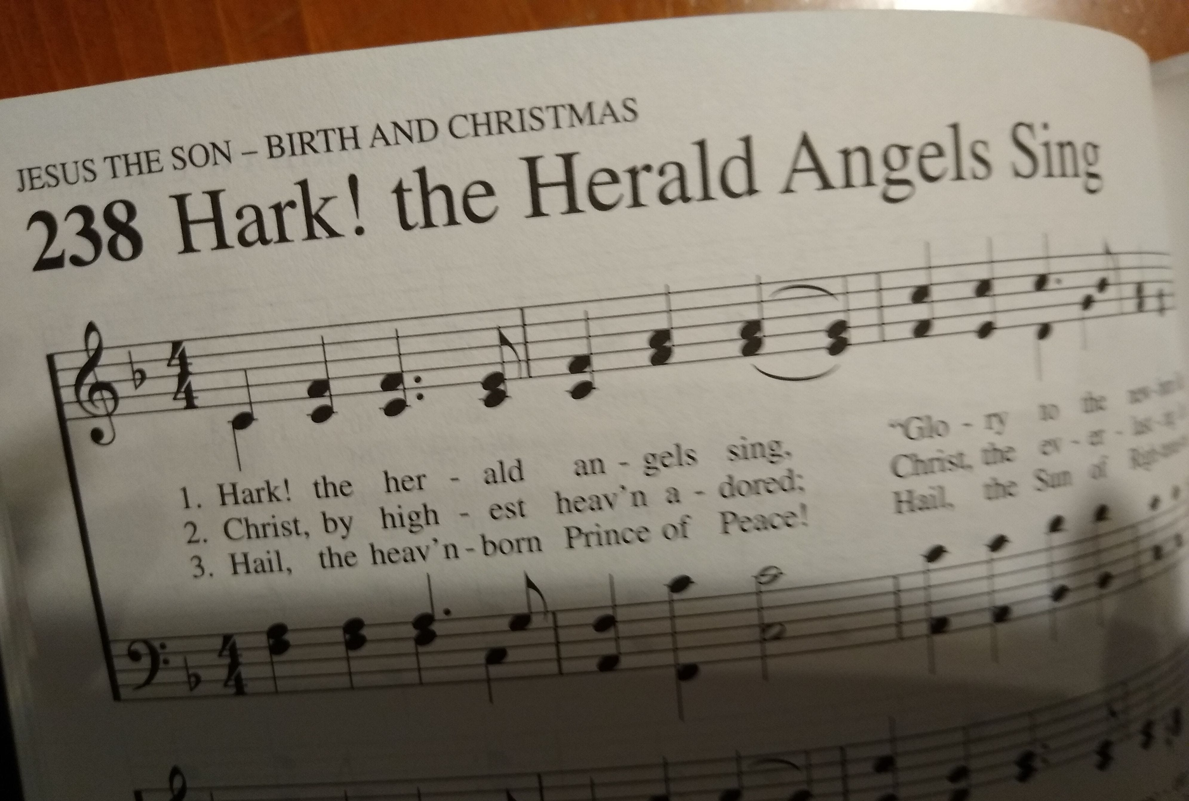 A Christmas Carol Message: “Hark the Herald Angels Sing”