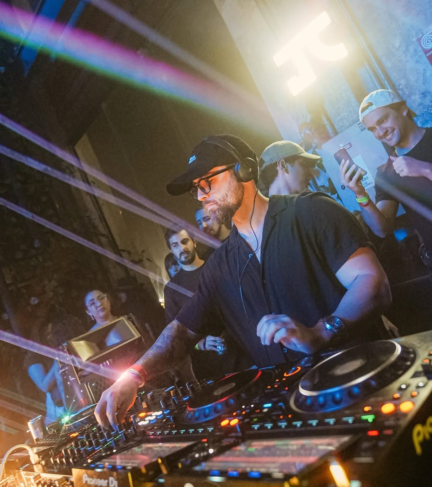 Rivvo & RAFZ: Nebular Dreams - Sound Avenue Labelgroup