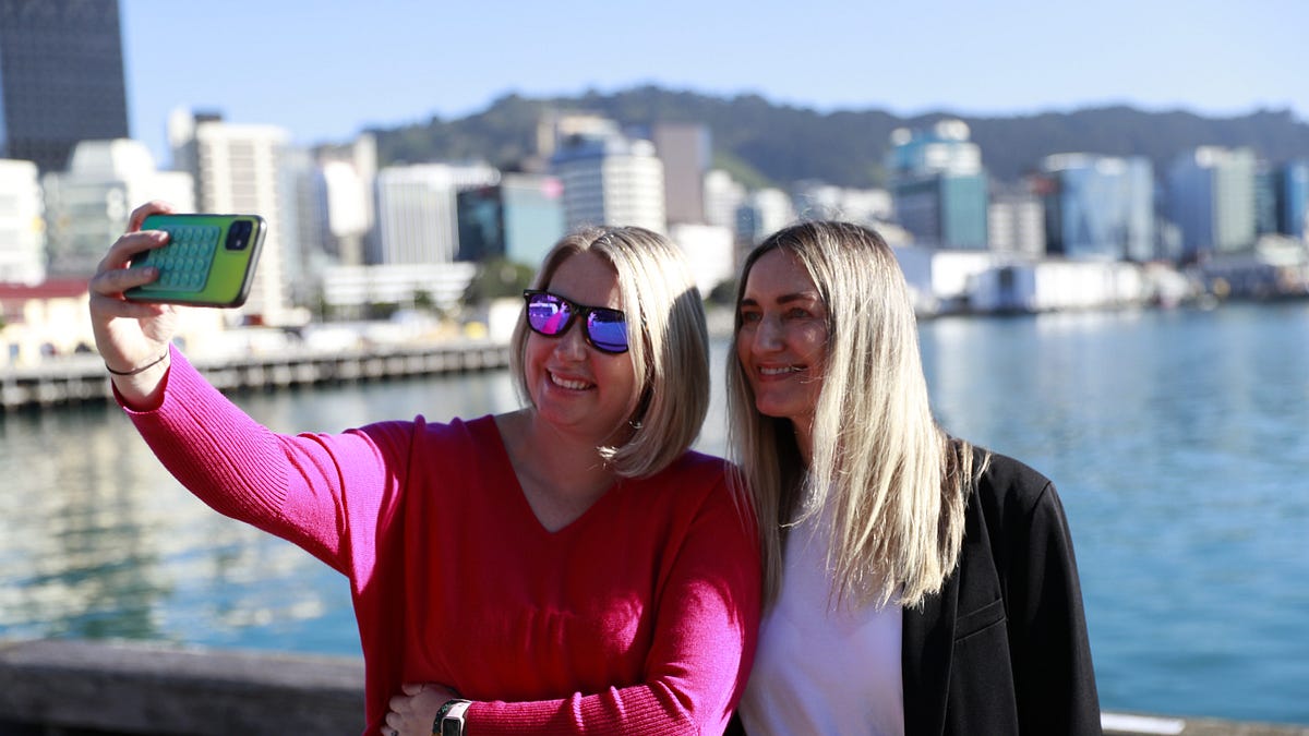 Behind the investigation into New Zealander of the Year Sir Rod Drury