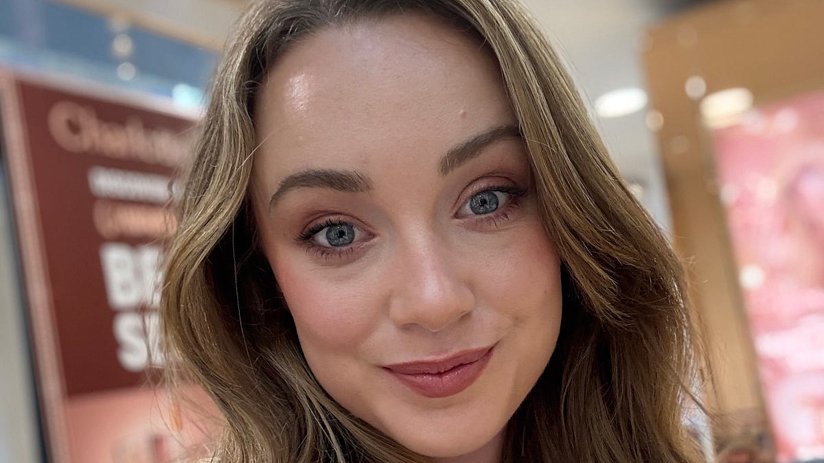 do makeup counters do makeup for free