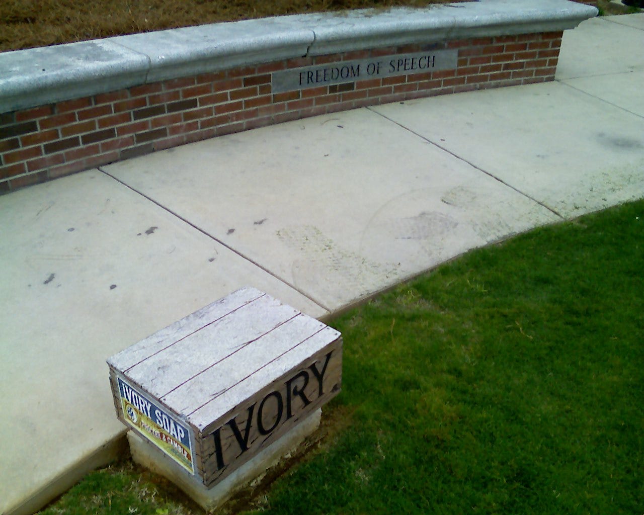 NO PLATFORM: something's rotten in the state of non-fiction