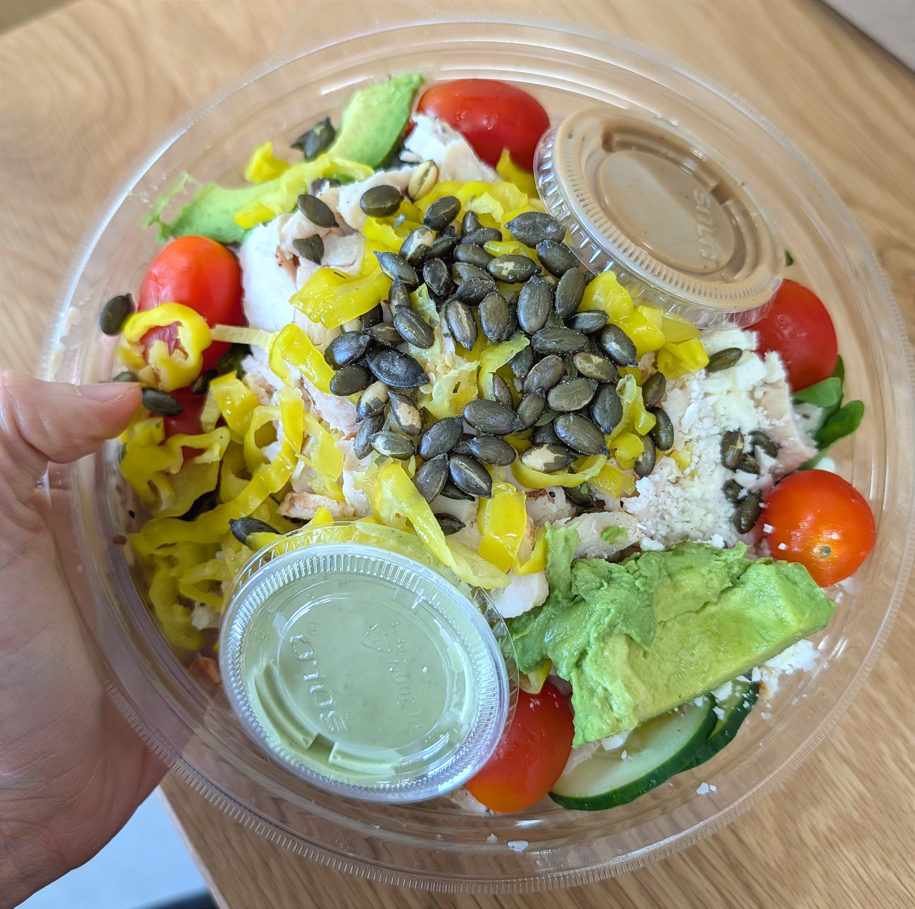 Tips To Eat Healthy While Traveling - Jacqueline Young