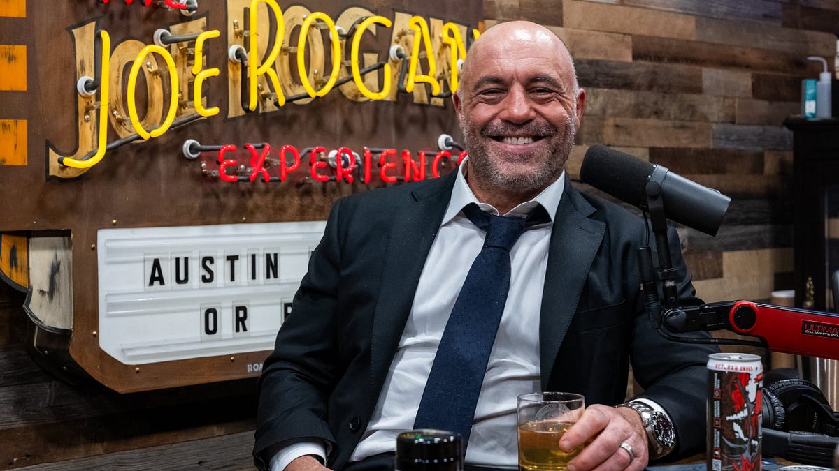 Why there's no "Joe Rogan of the left"