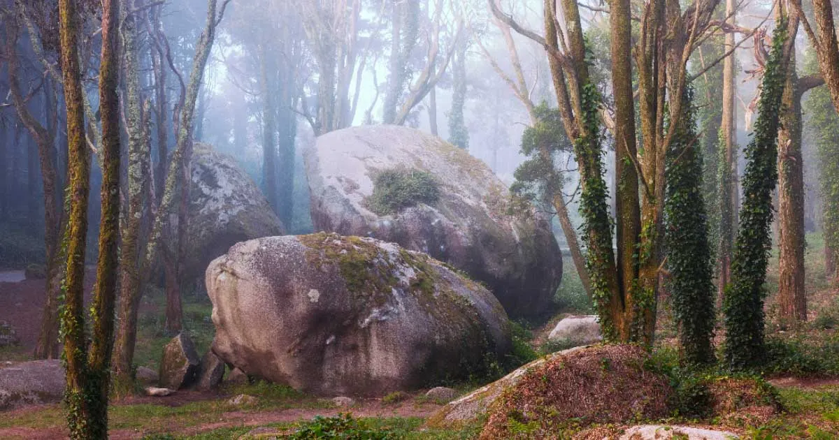 The 10-Ton Meteorite Oregon Has Been Hunting for 170 Years - Weird Darkness