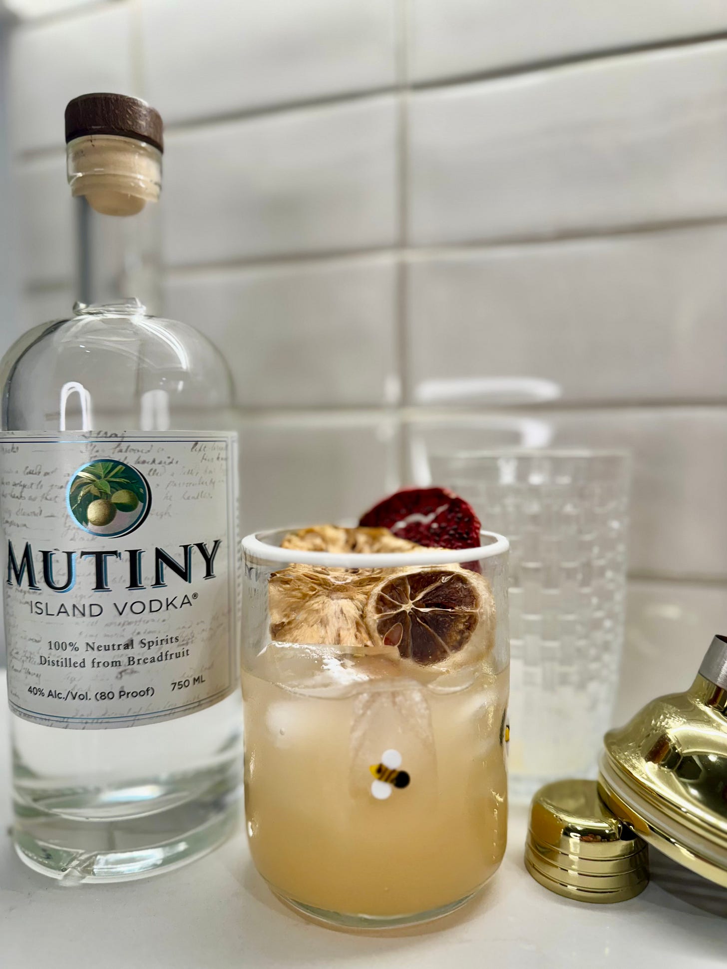 mutiny vodka logo