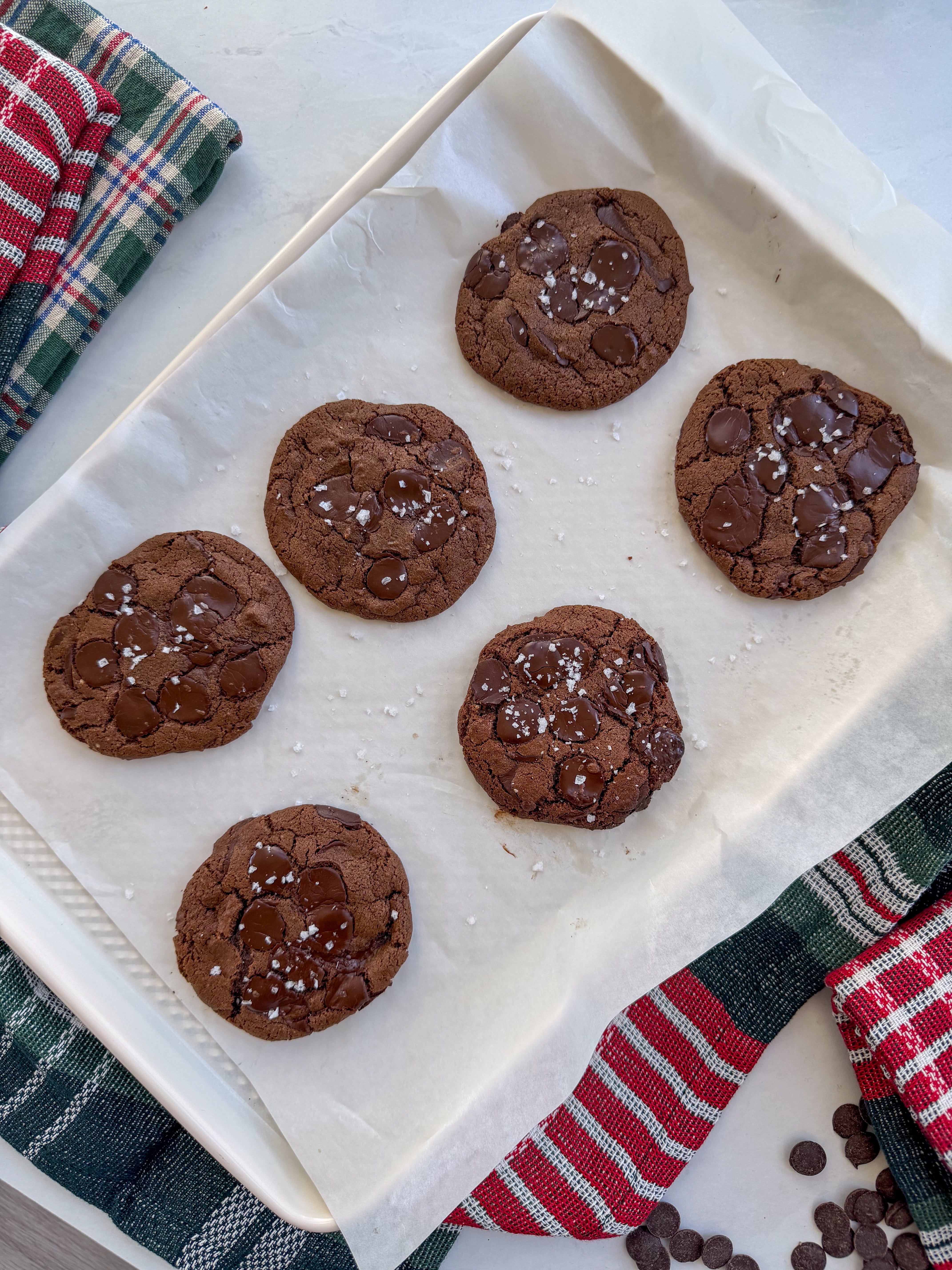Jennifer Love "Chew-It" Chocolate Chip Christmas Cookies