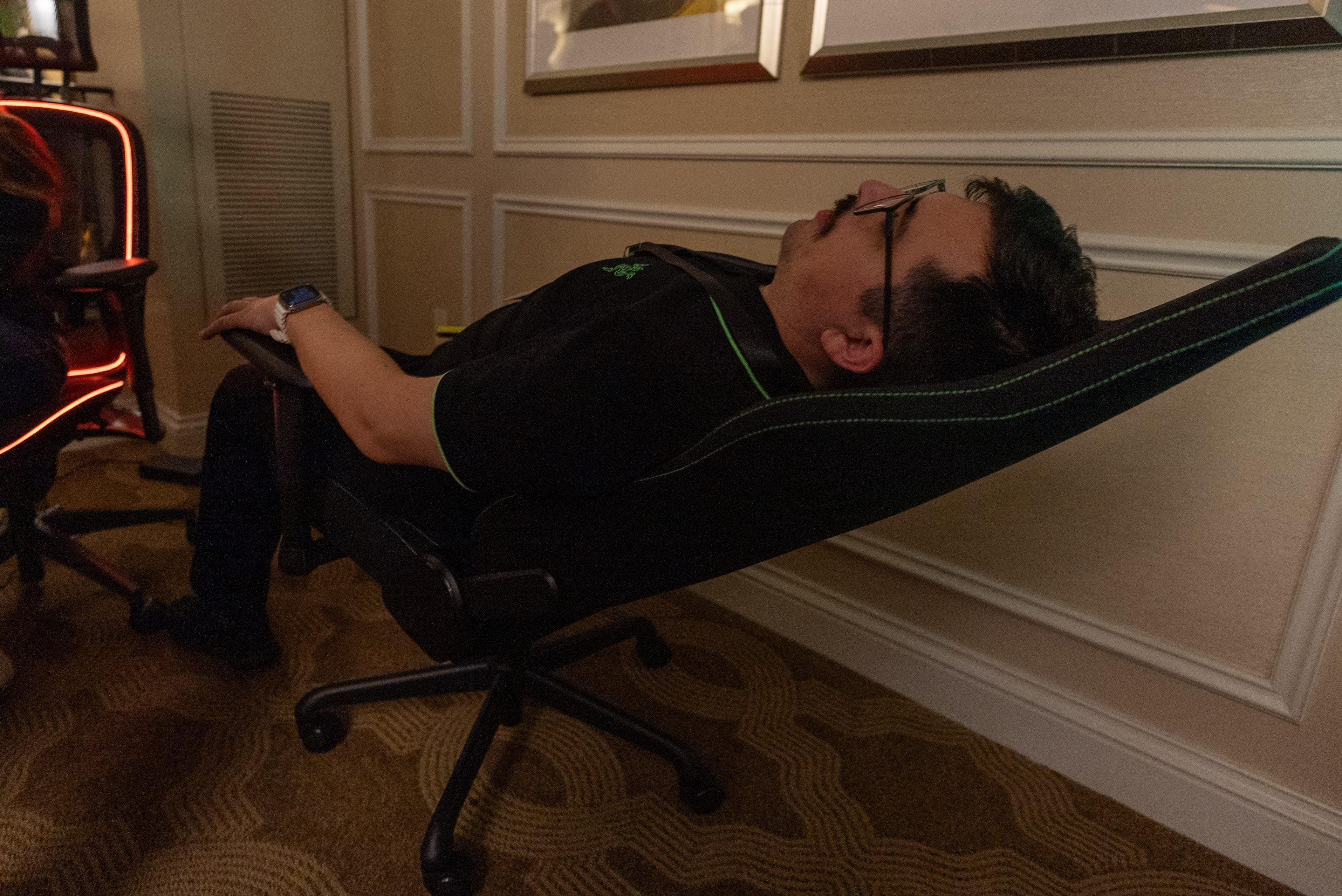 At CES 2025, I sat in the Razer Iskur V2 X, the new affordable version ...