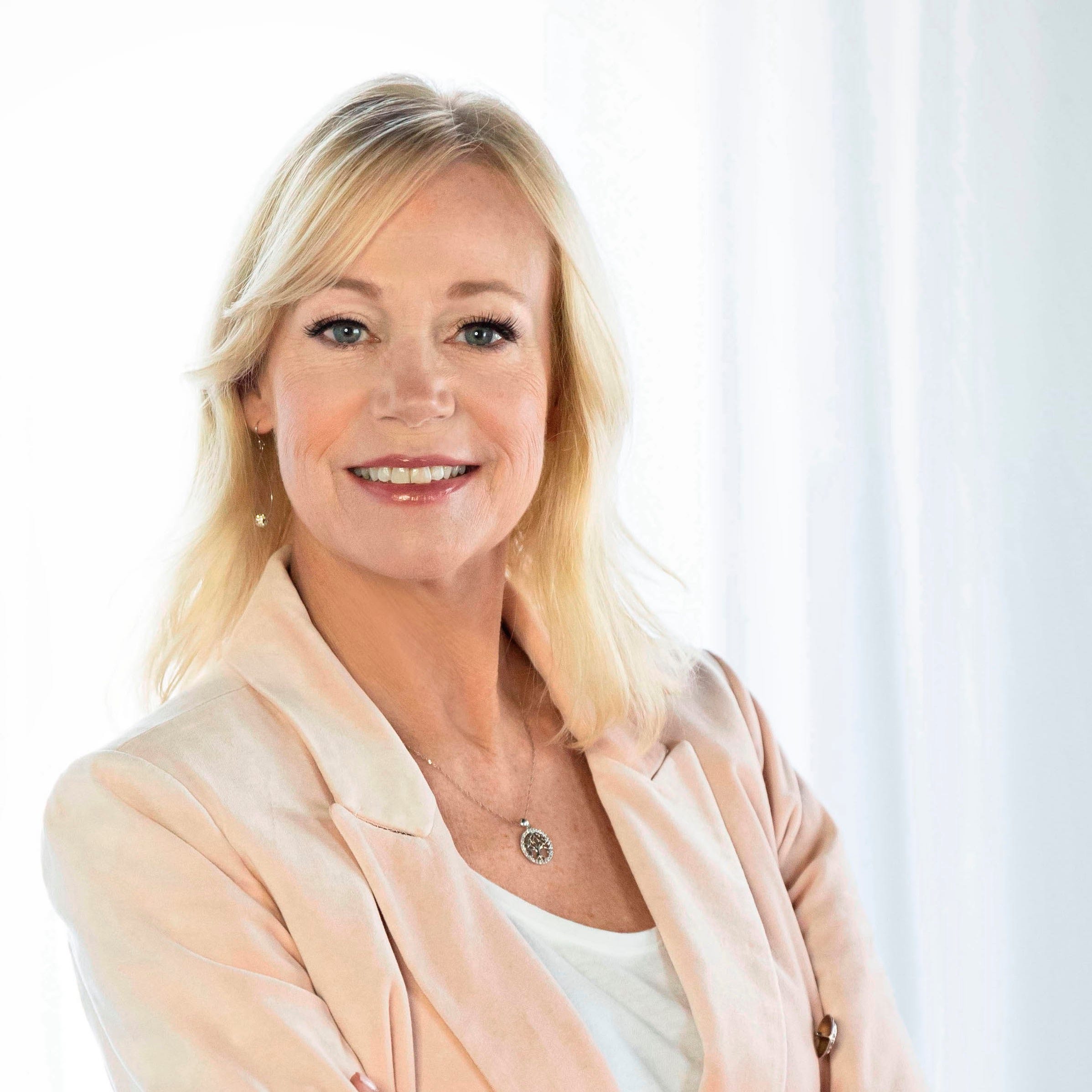 Join Karen Benoy Preston’s subscriber chat