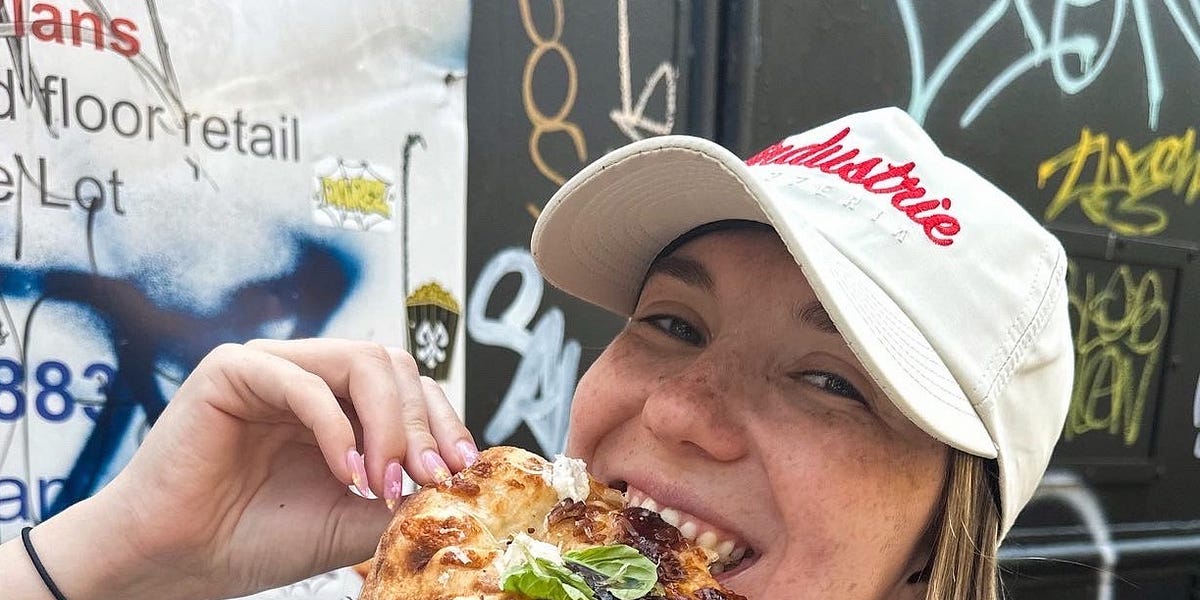 NYC Pizza Crawl: Williamsburg + GP - by Kaitlyn Lavery