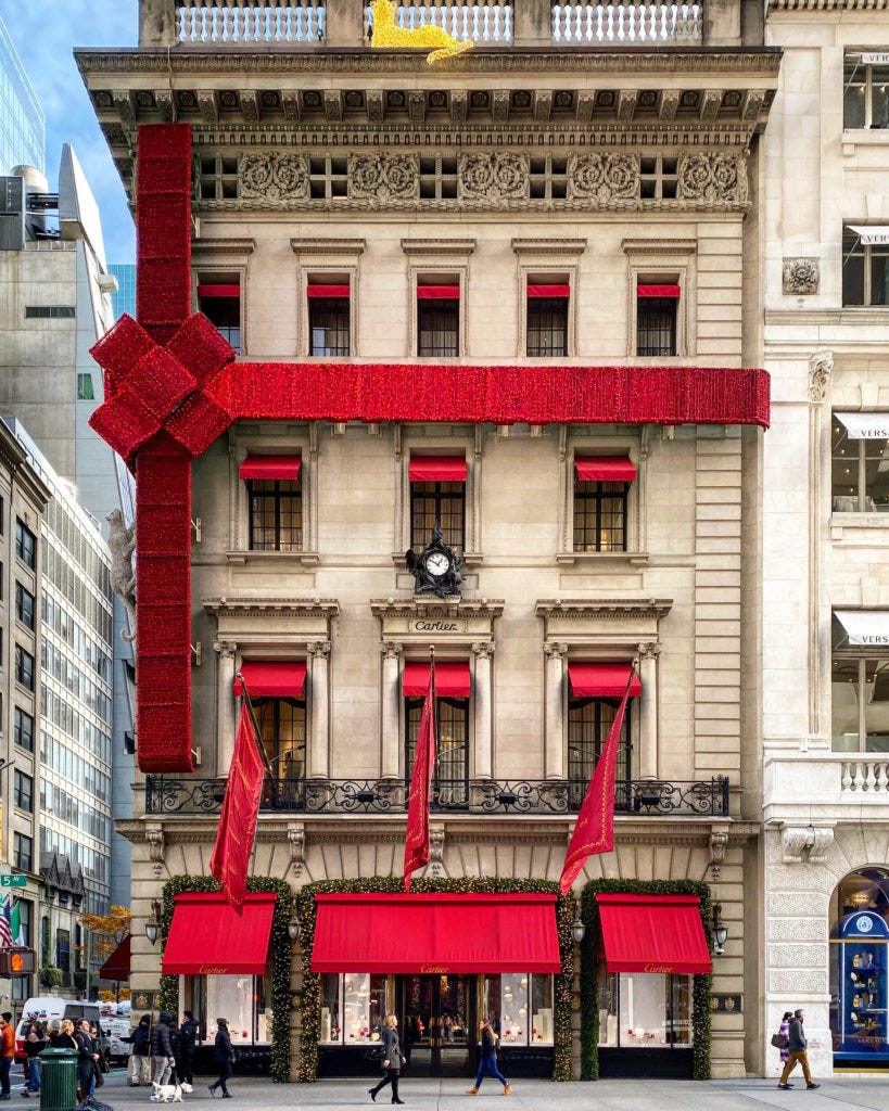 Merry Christmas 2025 - HABITUALLY CHIC