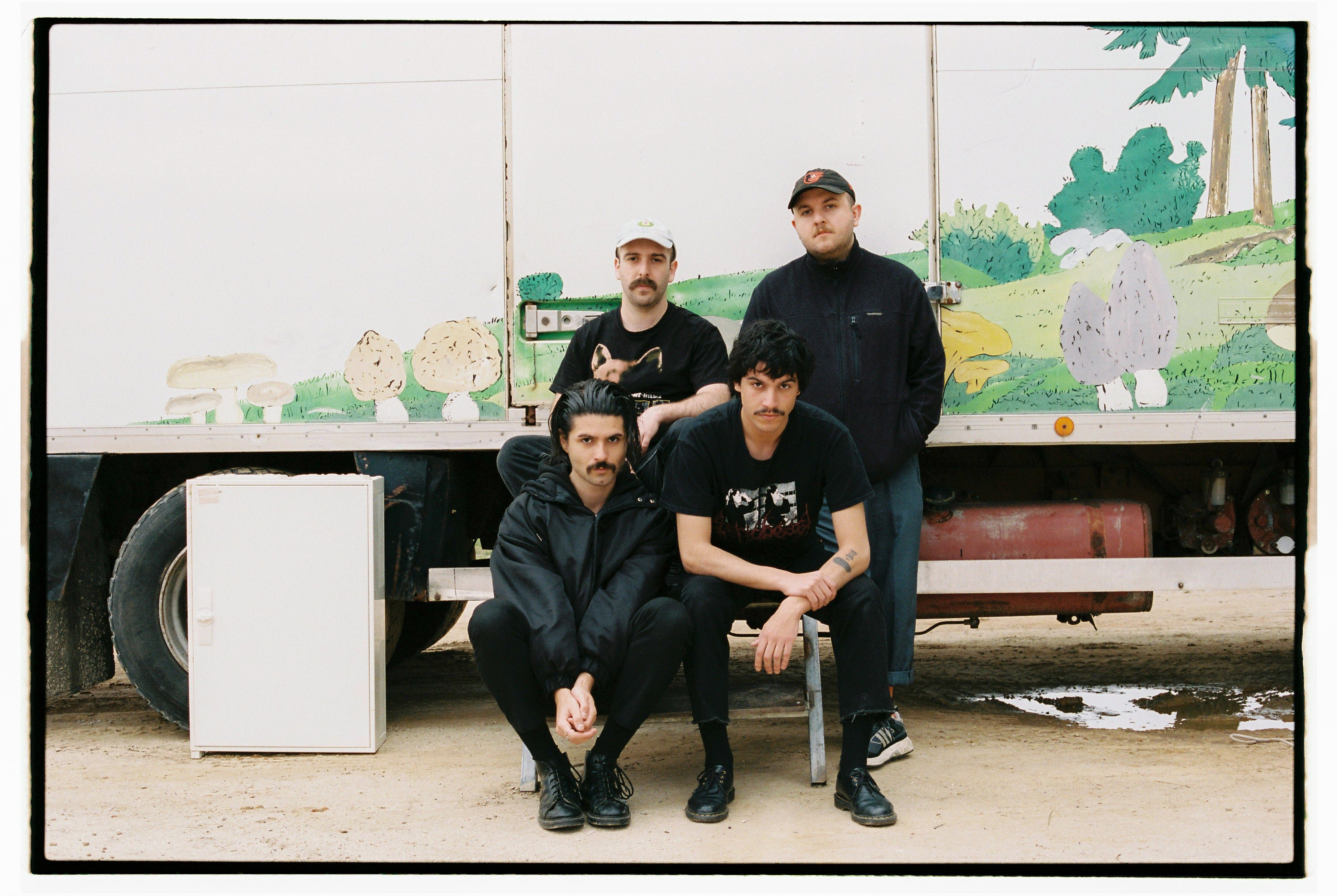 BAND OF THE WEEK: Hetta - The Devil's Mouth