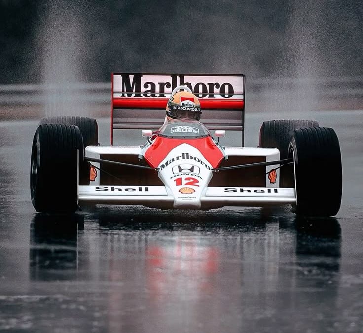 Personajes improbables: Ayrton Senna - by El Director