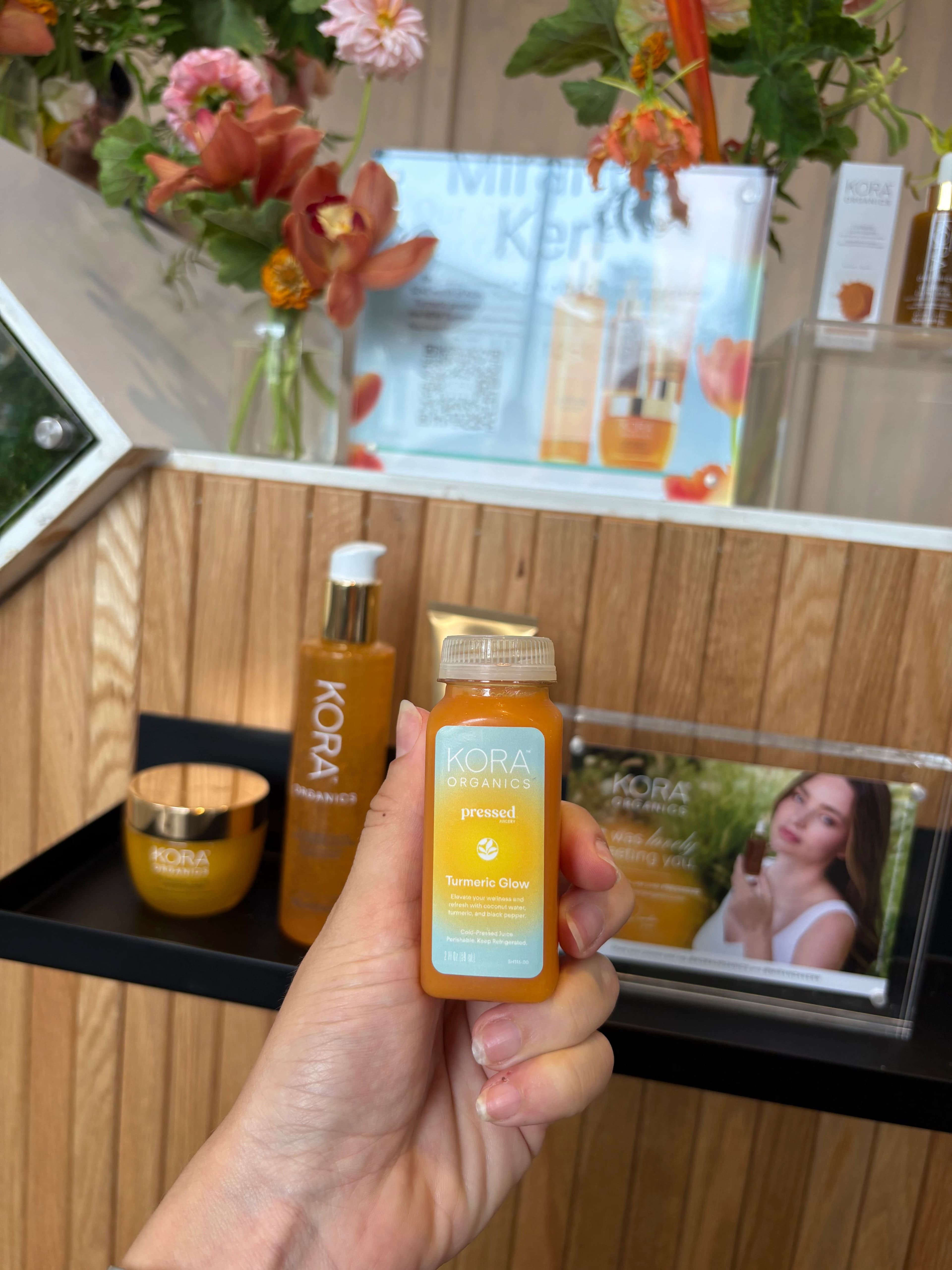 EXCLUSIVE: Miranda Kerr Shares The Ingredient Behind Her Glowy ...