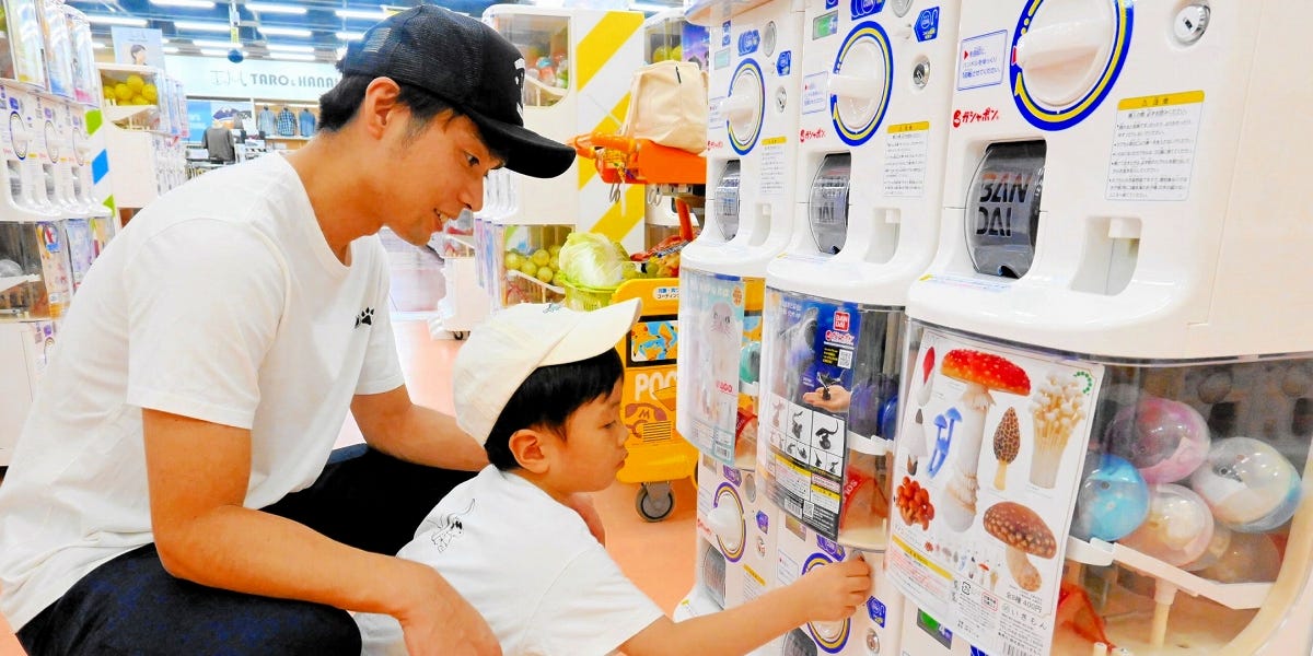 How Capsule Toys Became a 140 Billion Yen Market in Japan