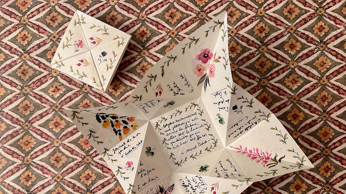 DIY Victorian Puzzle Purse (Love Token)