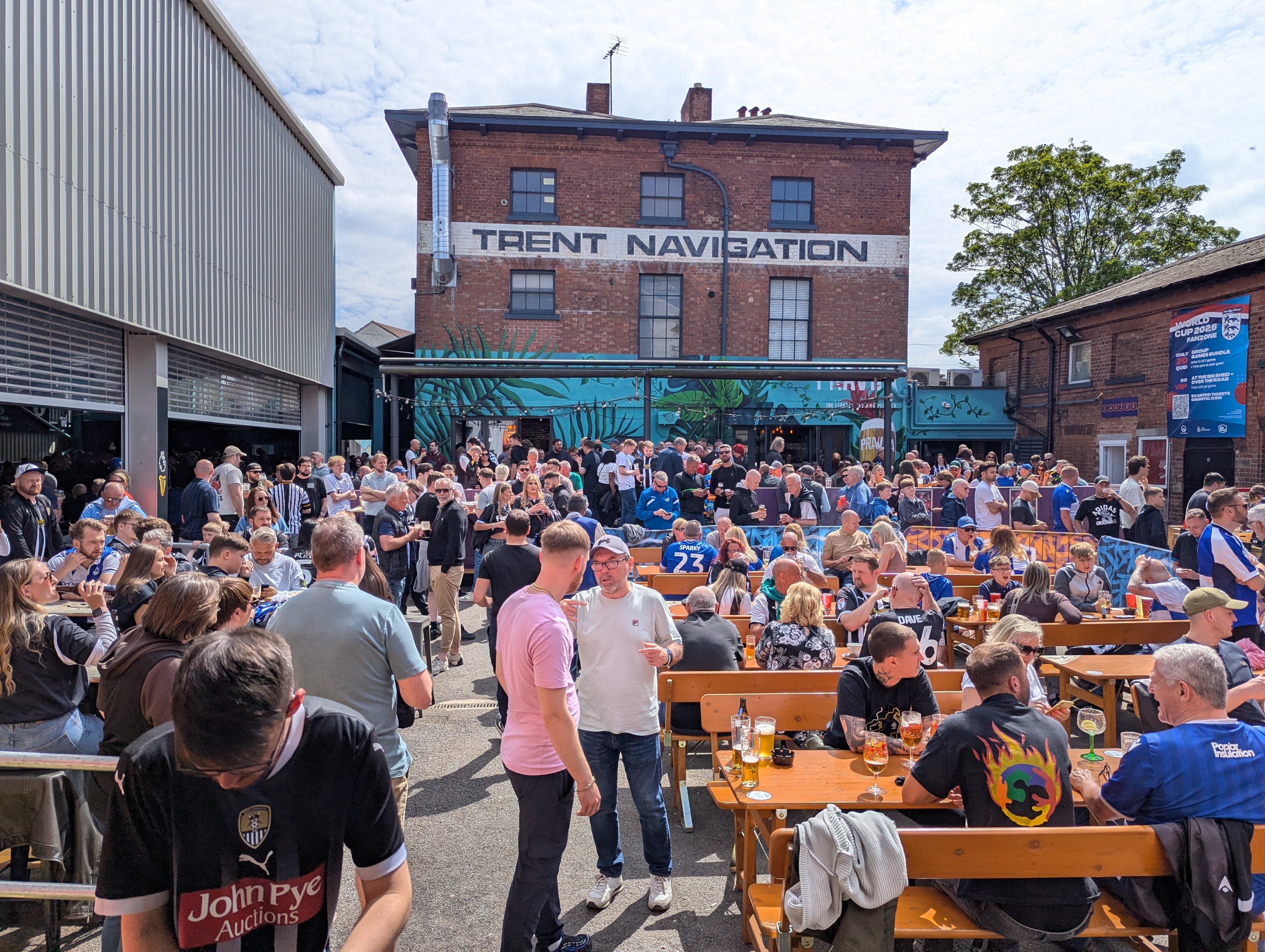 Nottingham, some pubs and a football match