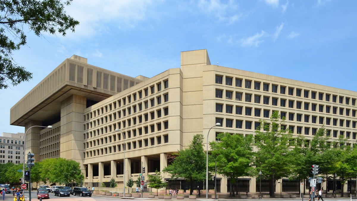 UNDERCOVER WITH FBI COUNTER-INTELLIGENCE: 15) HEADQUARTERS