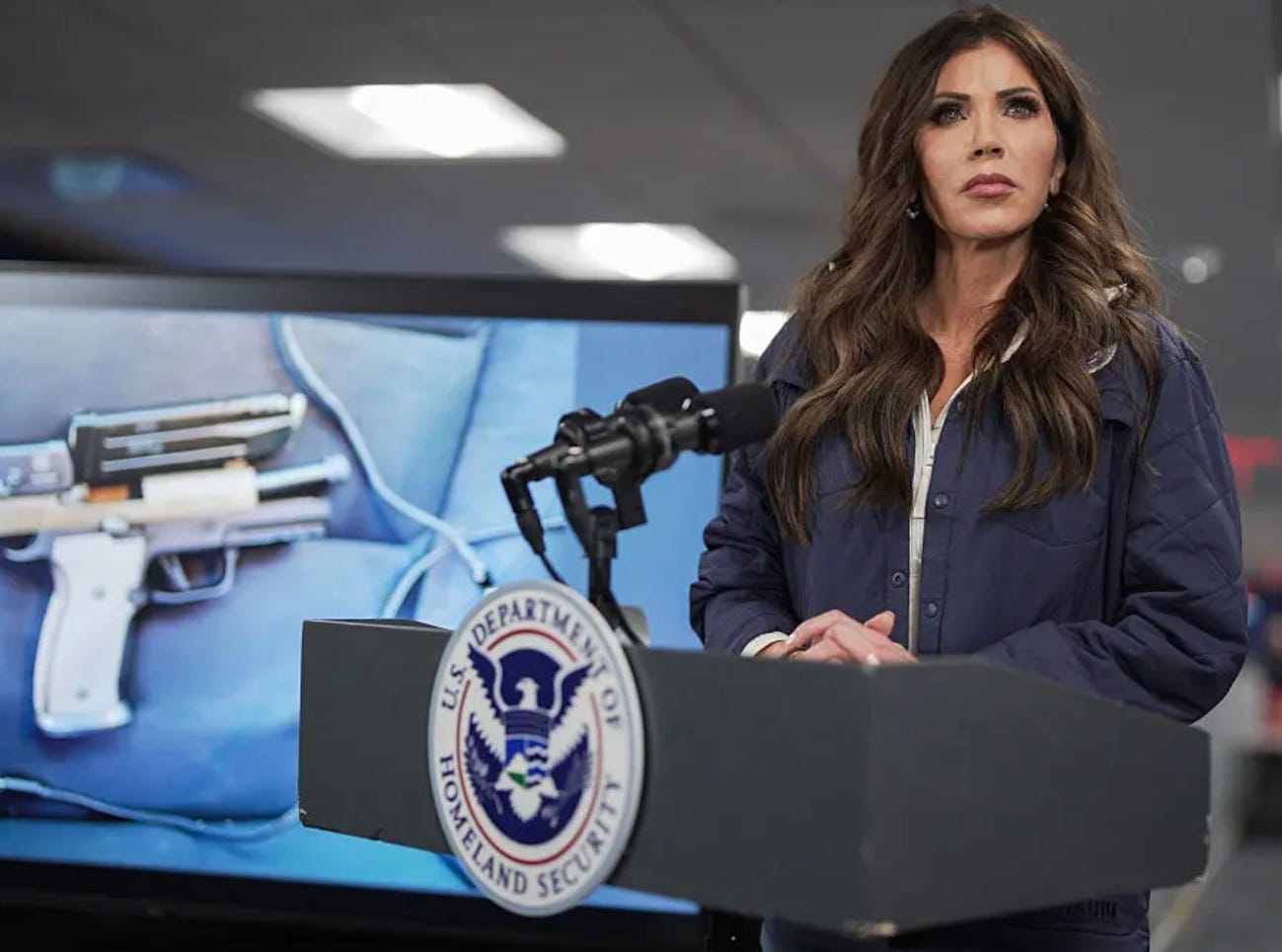 A natural born Nazi - The Warning with Steve Schmidt