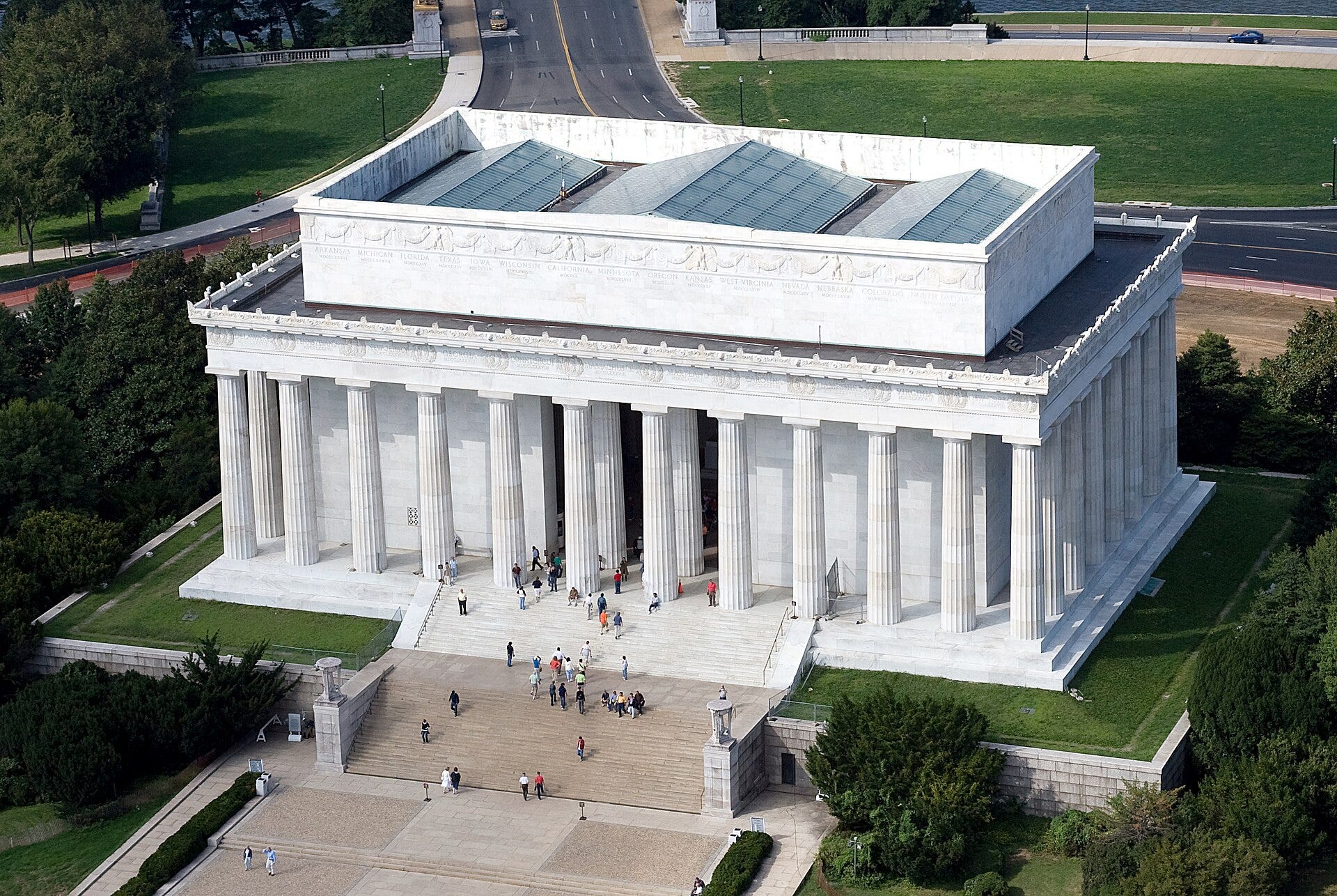 Monuments and Power: The Political Dynamics of Architectural Identity