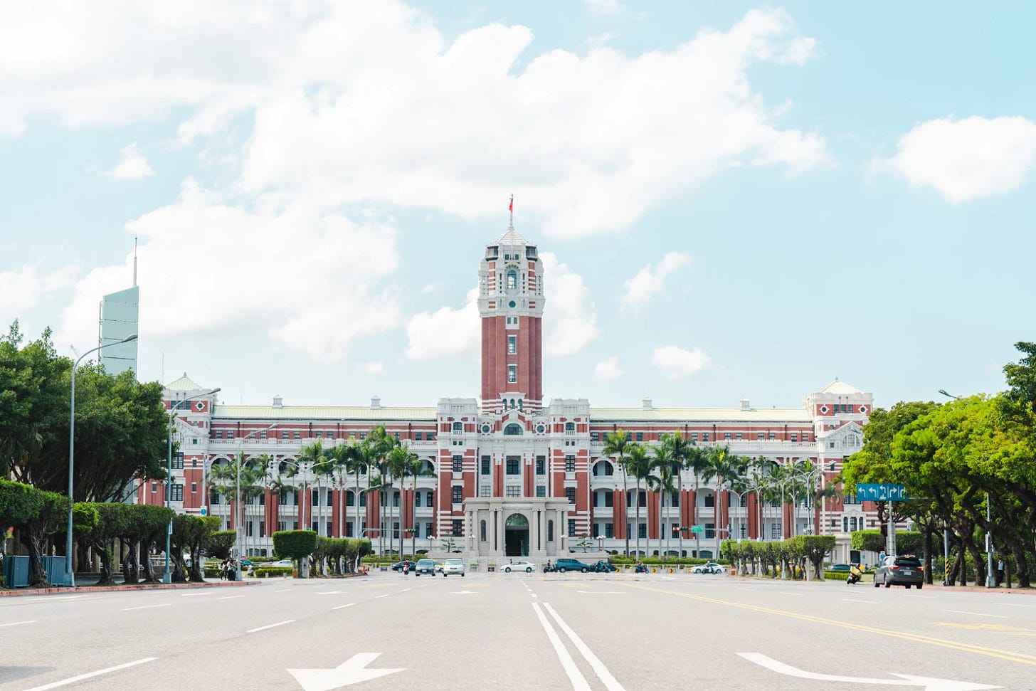 Taiwan & The Four Stages of the Evolution of Democracy