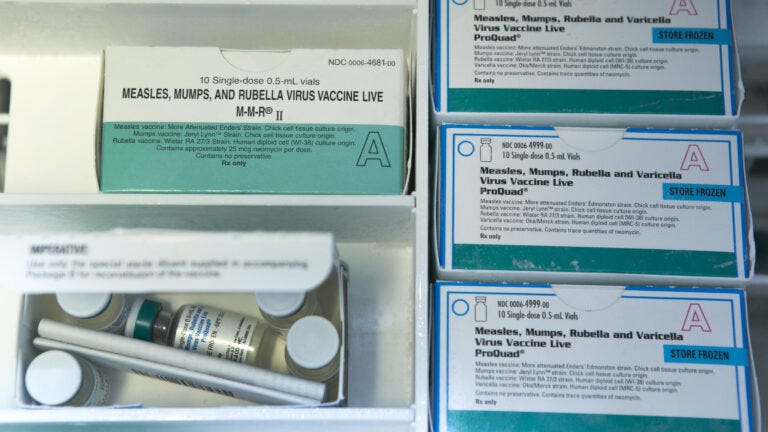 Federal health officials slash recommended childhood vaccinations under ...