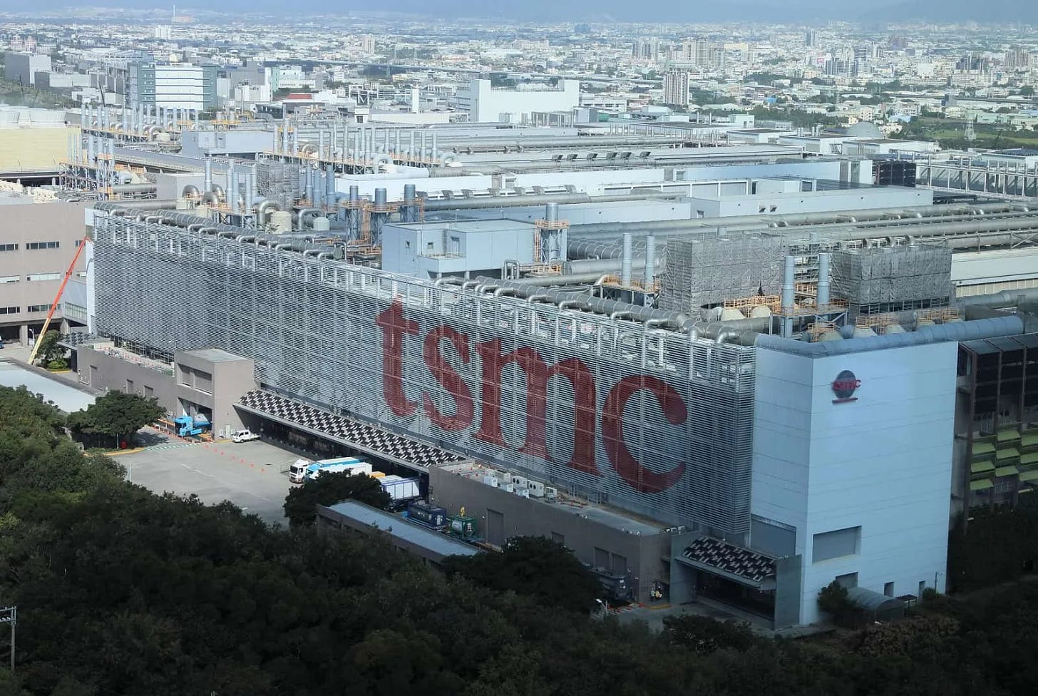 The Secret Behind TSMC’s CoWoS Packaging Technology