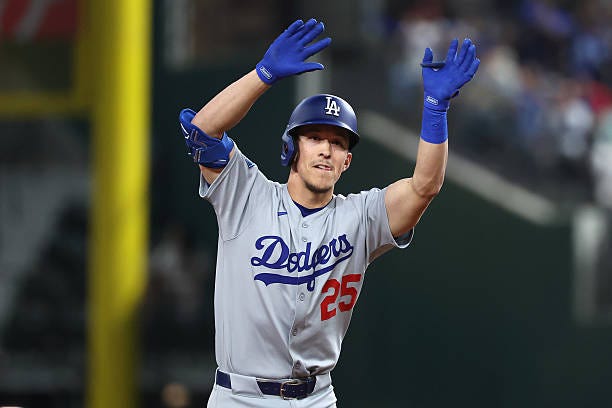 Dodgers Activate Tommy Edman, Option Justin Dean