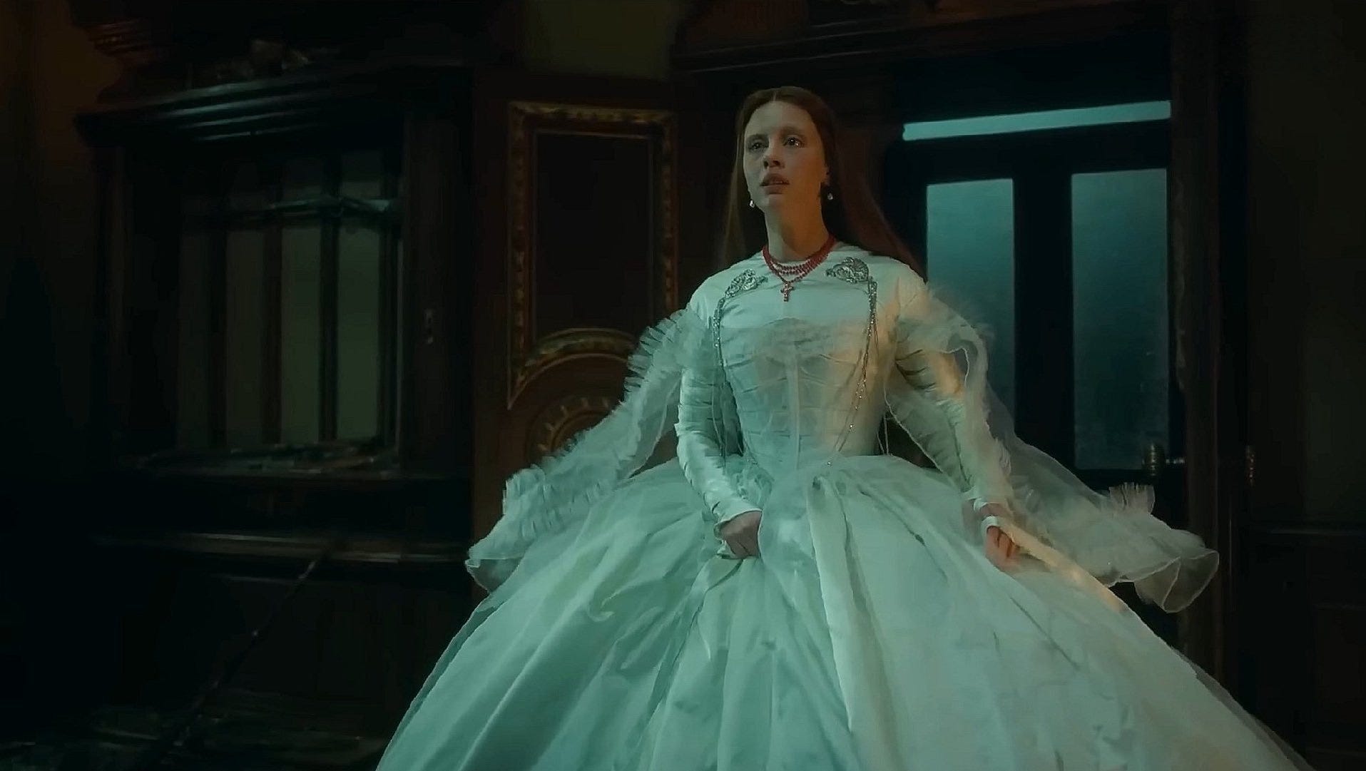 Frankenstein (2025): Elizabeth and Bridal Mysticism