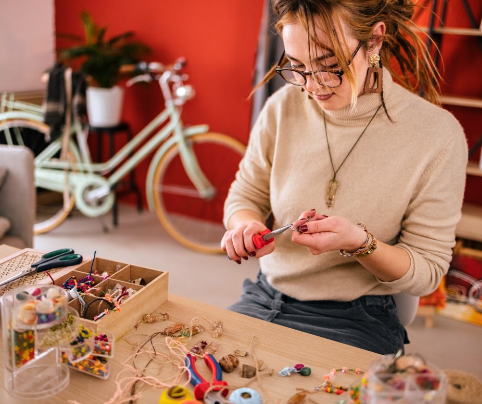 January Social Media Content Calendar - by Sarah Sewell