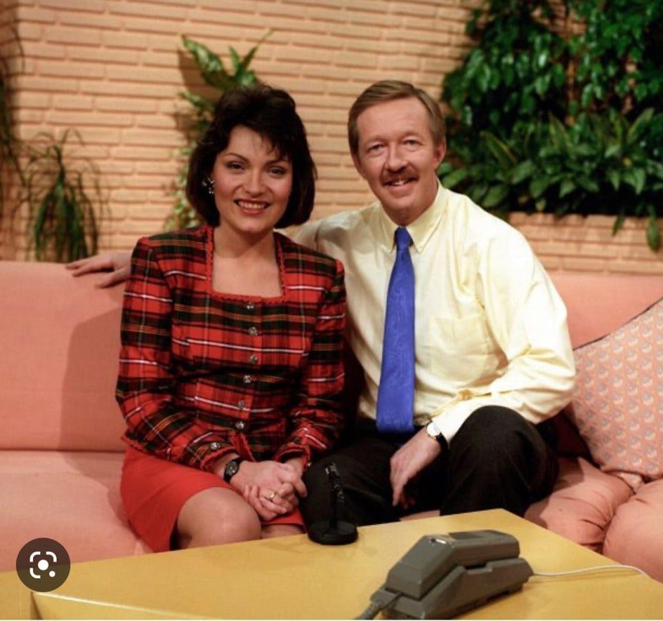 Working Class Zeroes 6 - Lorraine Kelly - by Gareth Roberts