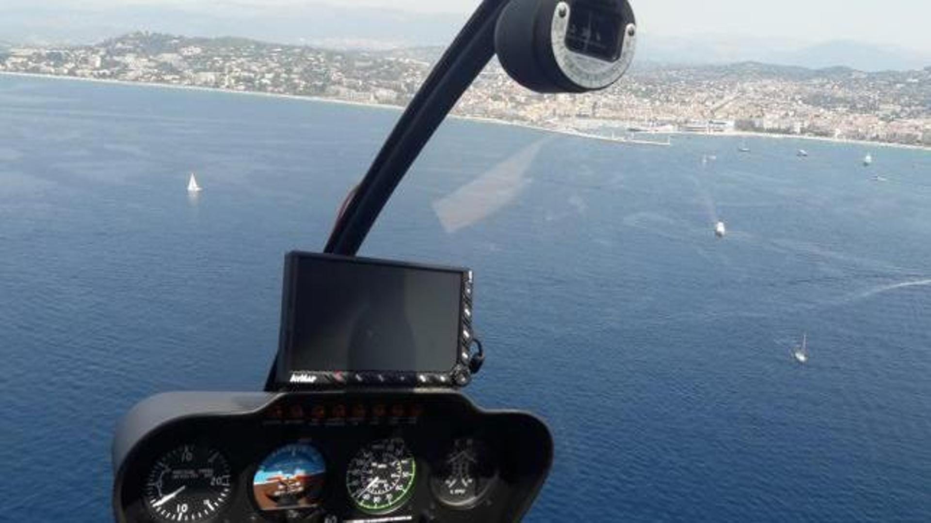 Uber To Launch Helicopter Rides in the French Riviera