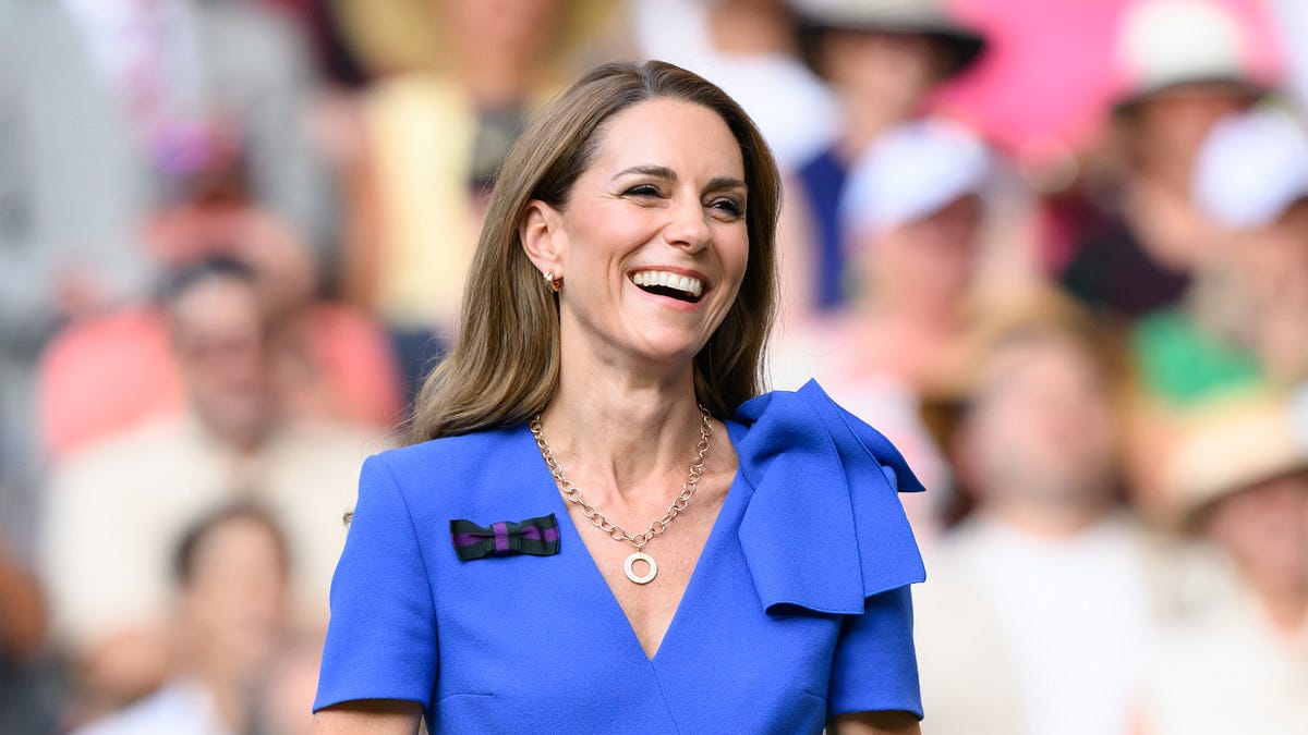 Best of HELLO! royal coverage today