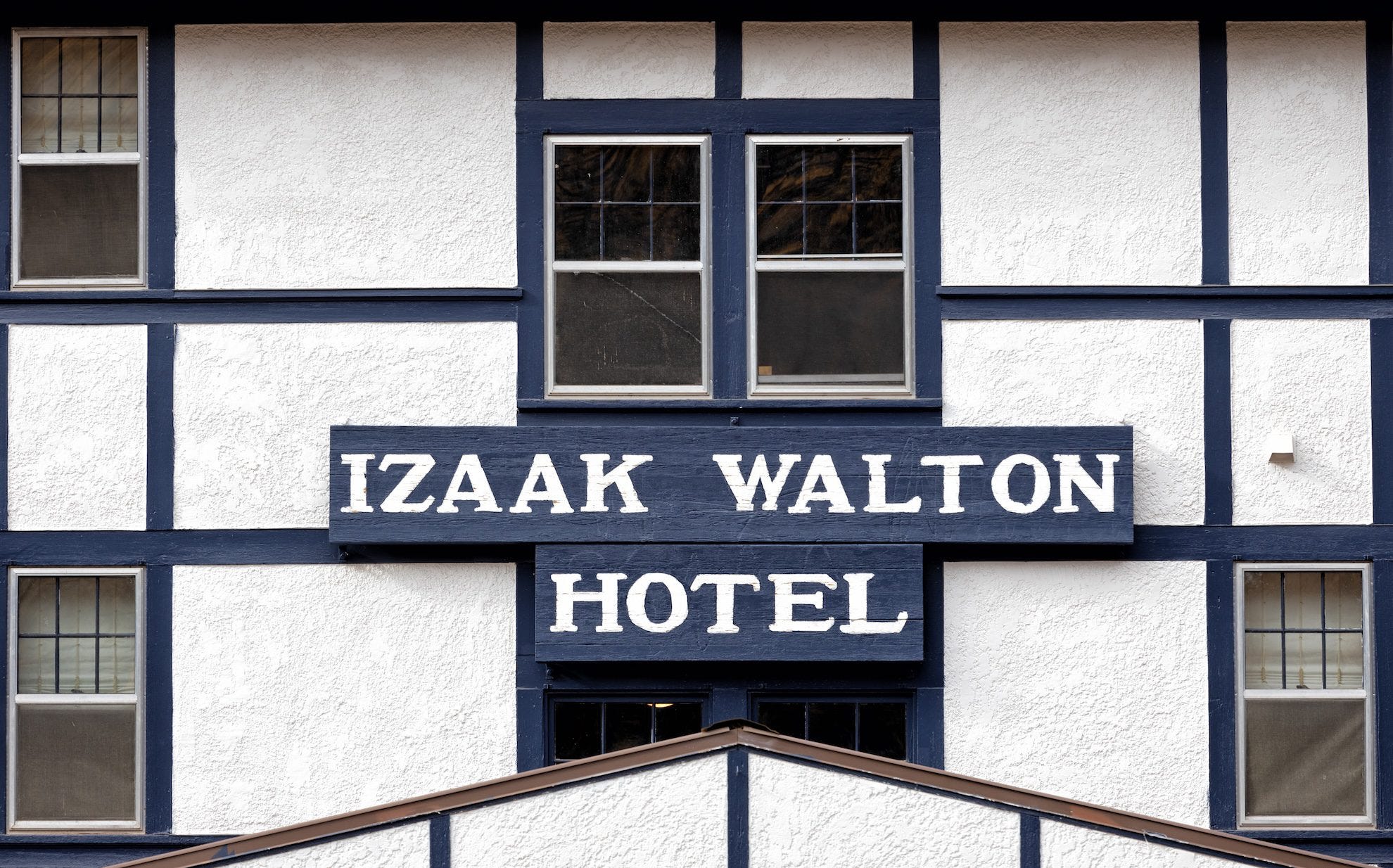 Employees, Locals ‘Blindsided’ by Looming Closure of Historic Izaak ...