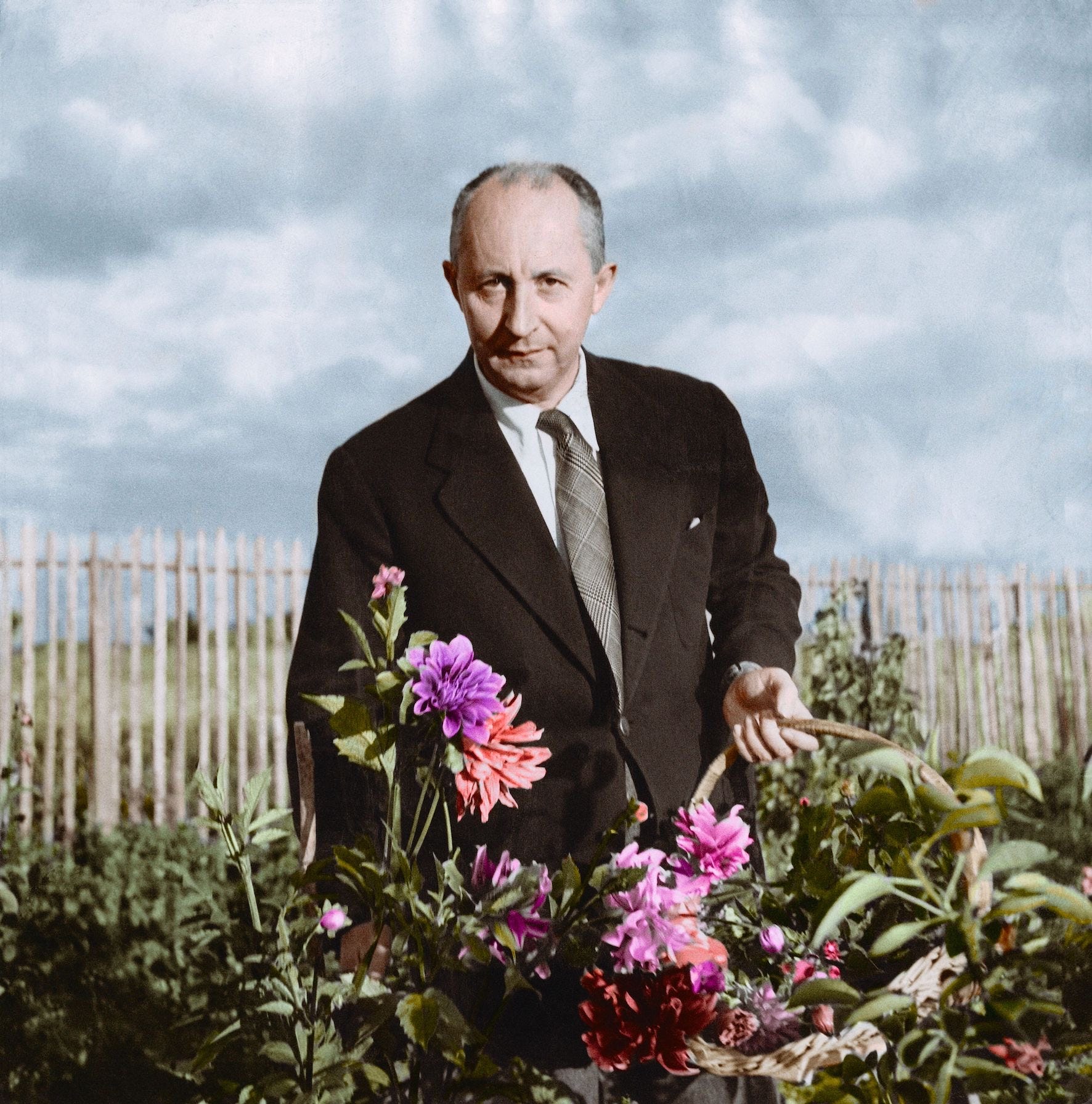Why Christian Dior’s “Junon” Dress Still Fascinates Today