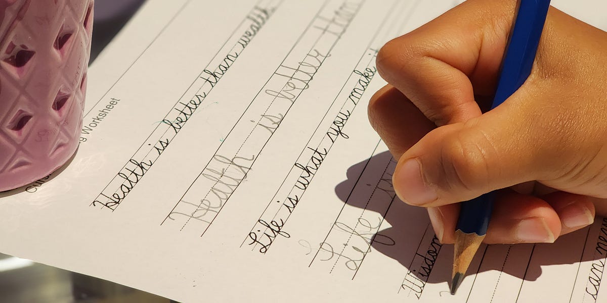 Does cursive writing offer educational benefits over printing?