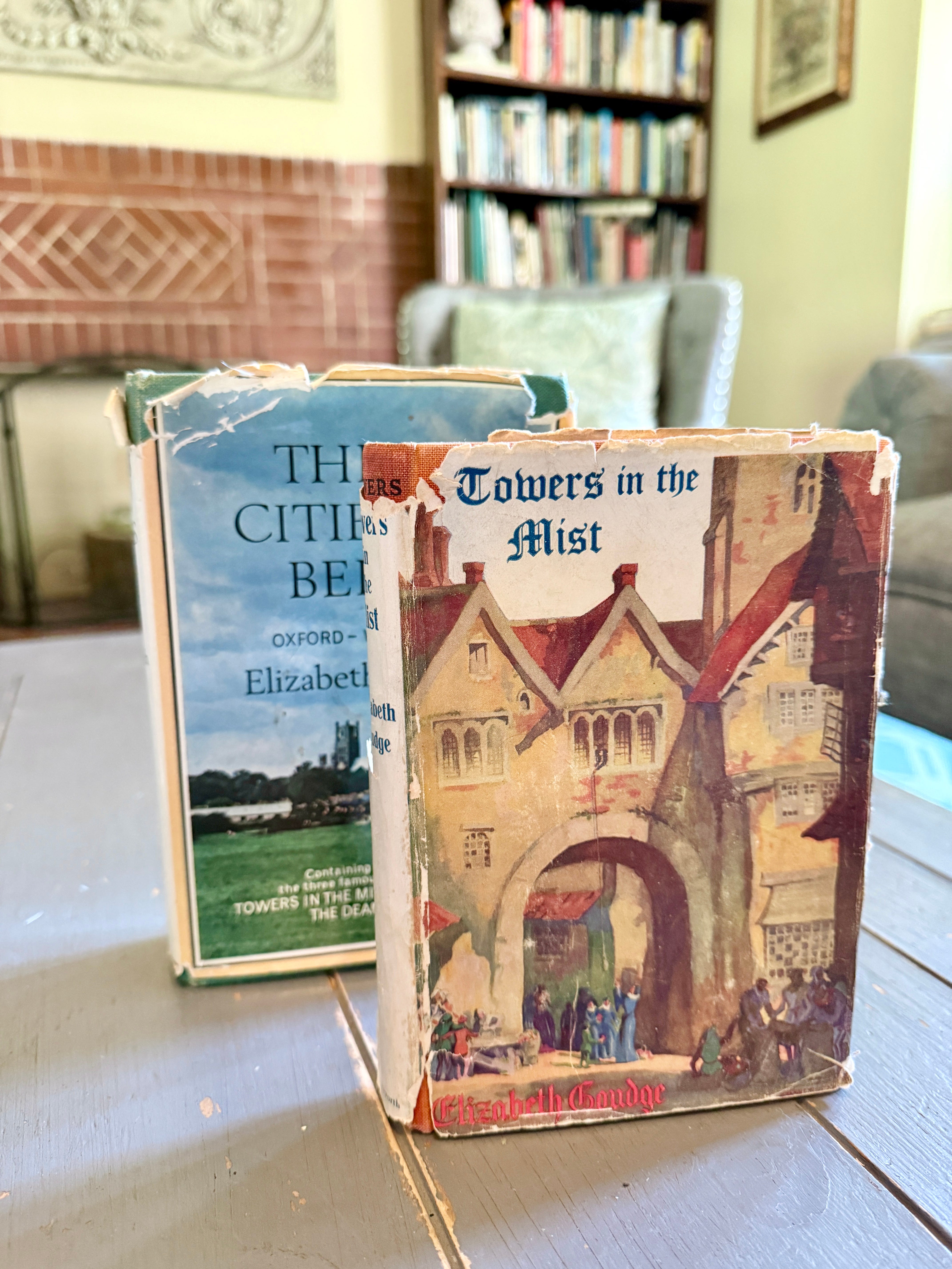 How to Cover Book Dust Jackets