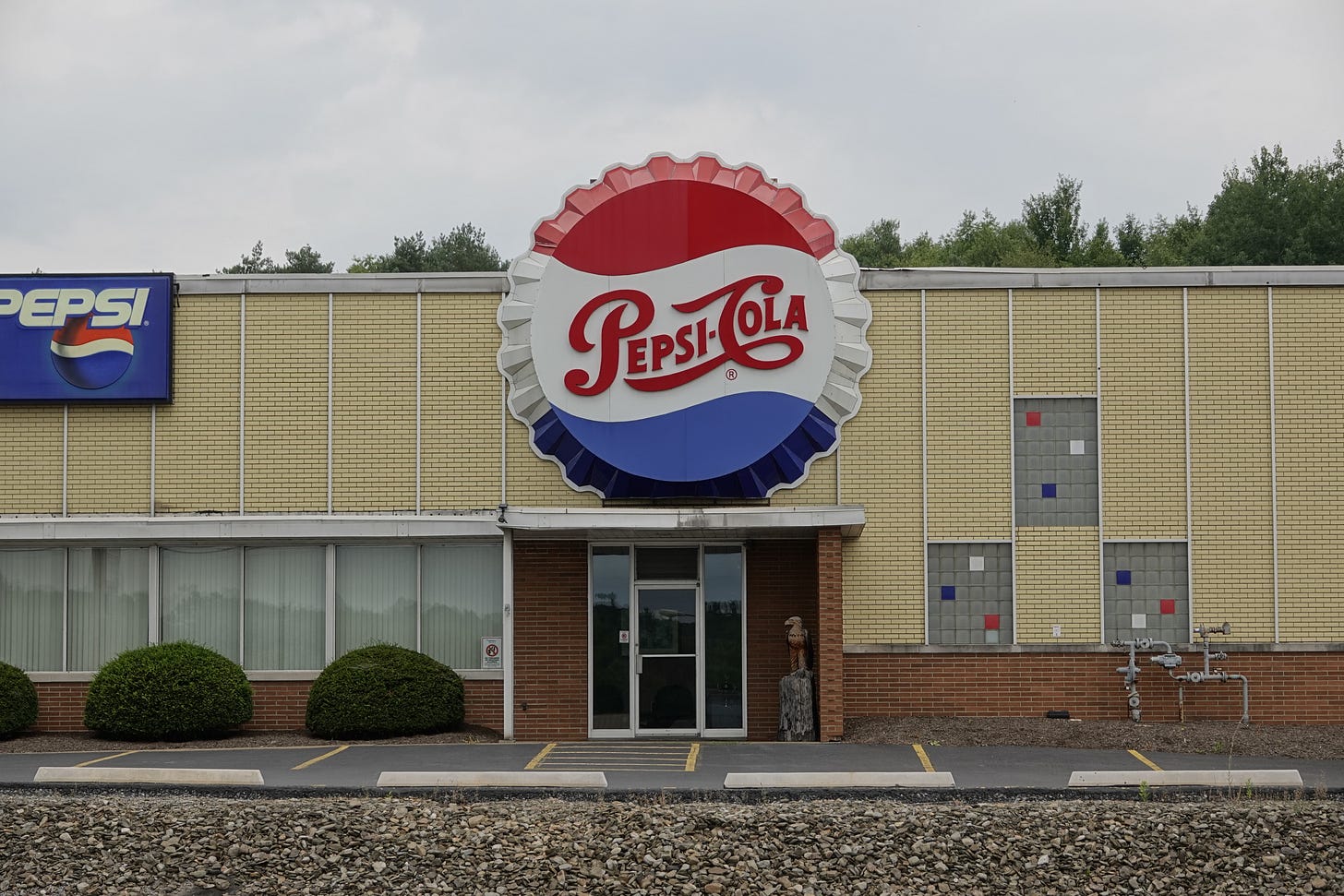 pepsi throwback logopedia